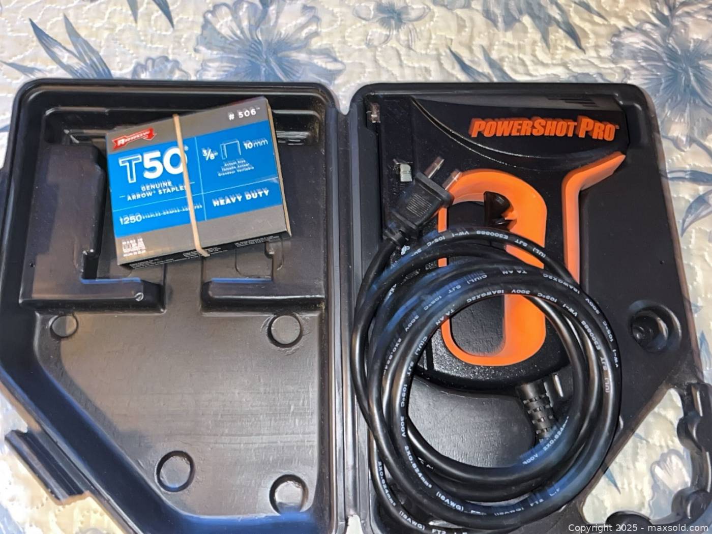 Cordless drill, PowerShot Pro staple gun, Craftsman glue gun | Maxsold