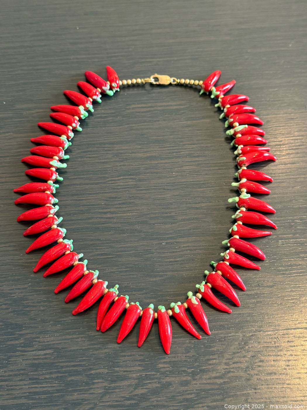 Murano art glass chili pepper necklace | Maxsold