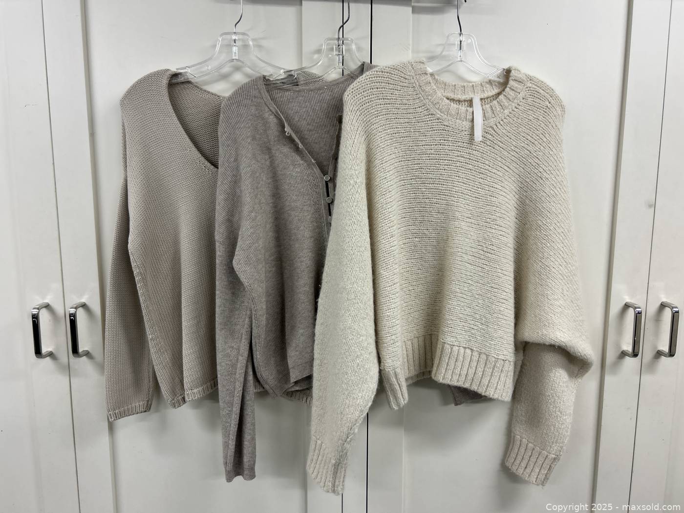 Women’s neutral knit sweaters, three | Maxsold