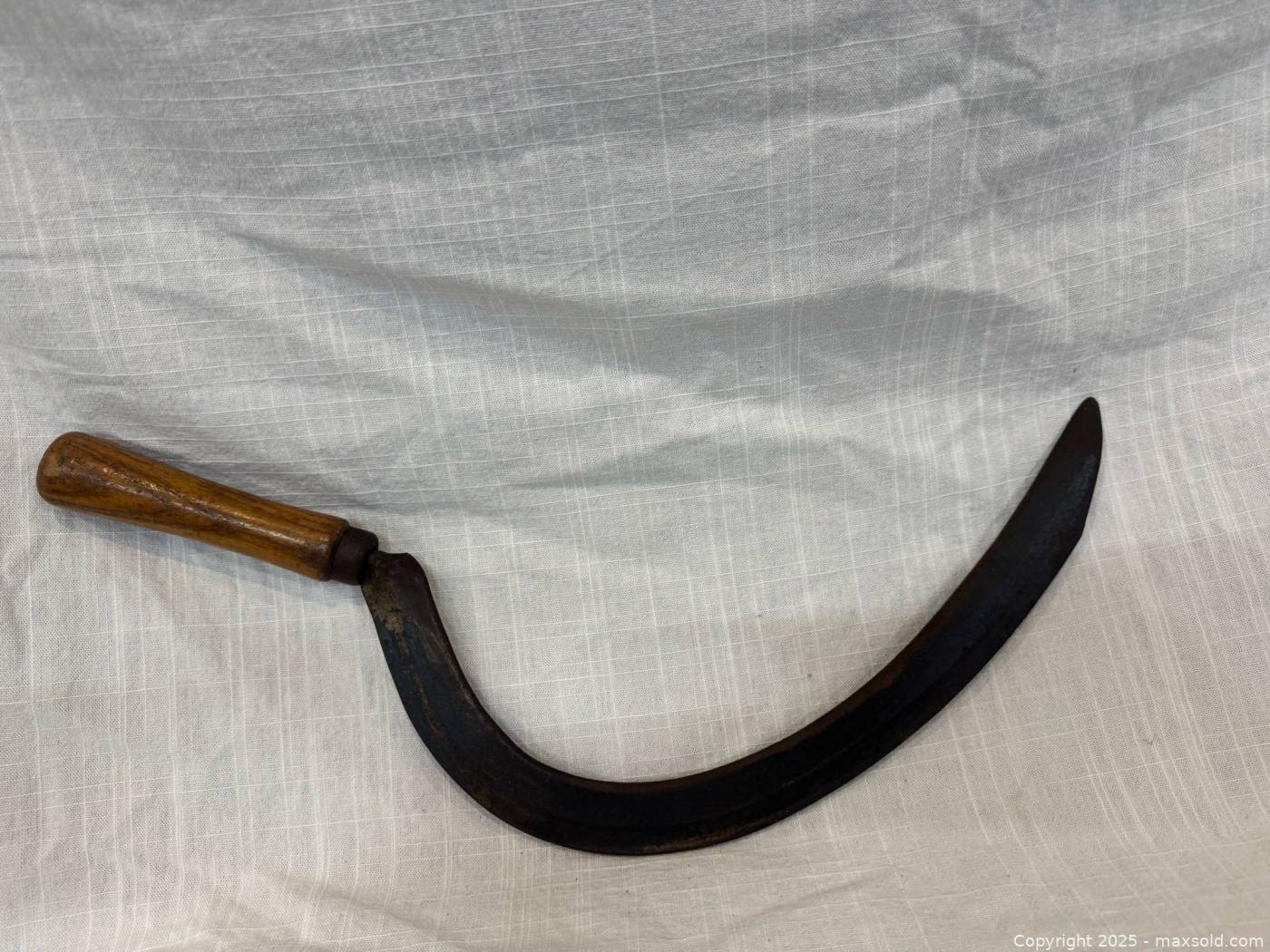 Antique Reaping Sickle Harvest Hook Farm Tool | Maxsold