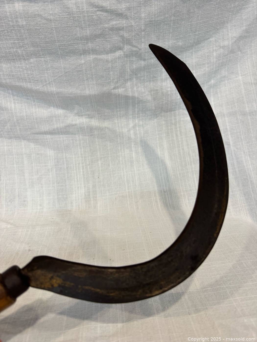 Antique Reaping Sickle Harvest Hook Farm Tool | Maxsold