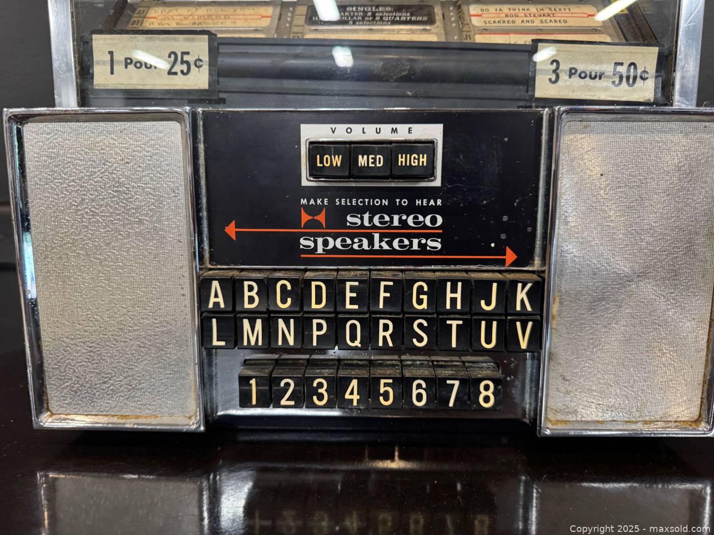 Seeburg SC-1 Stereo Consolette Jukebox Wallbox with key | Maxsold