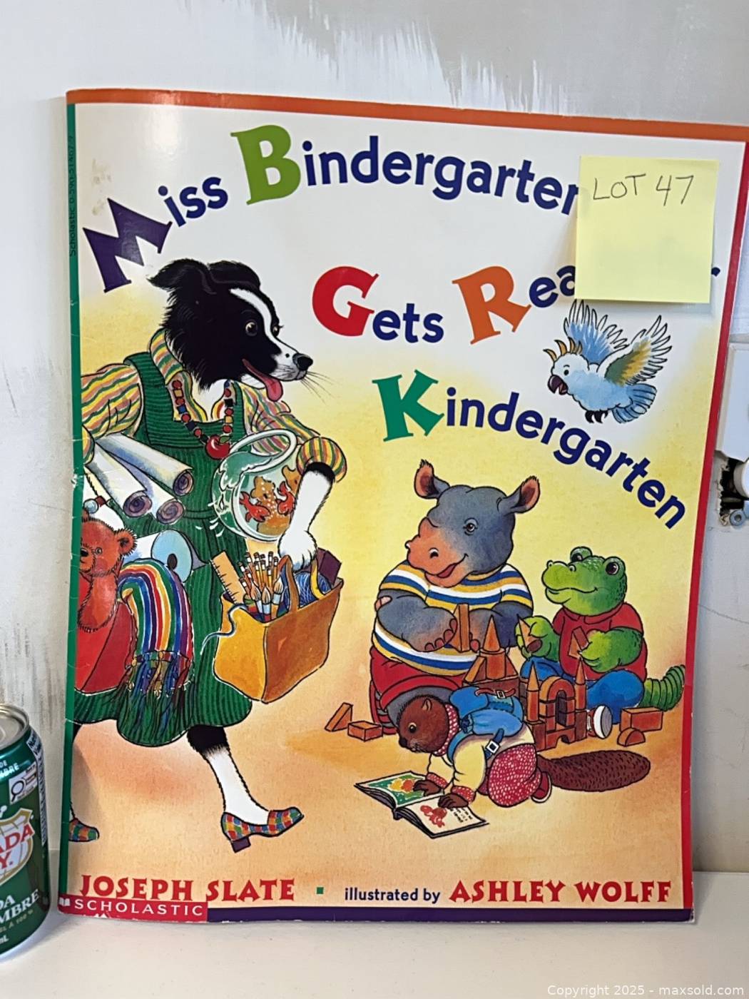 Miss Bindergarten Gets Ready for Kindergarten big book | Maxsold