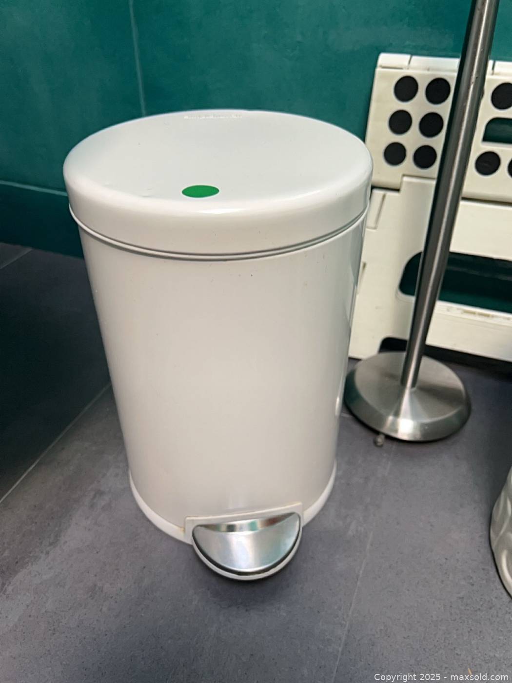 Pedal Trash Can, TP Holder, Wastebasket & Step Stool, 4 pcs | Maxsold