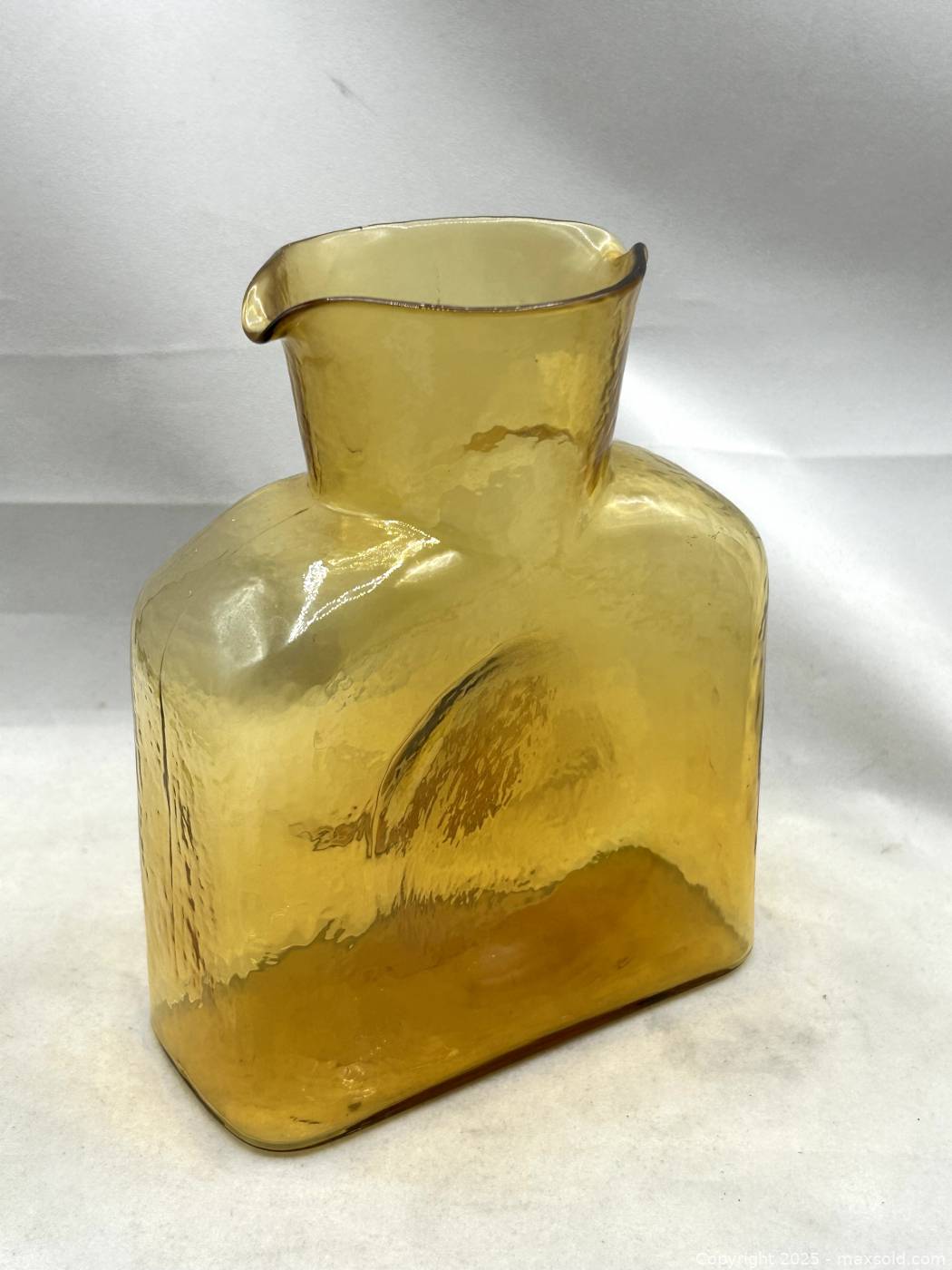 Blenko amber glass water carafe Model 384 | Maxsold
