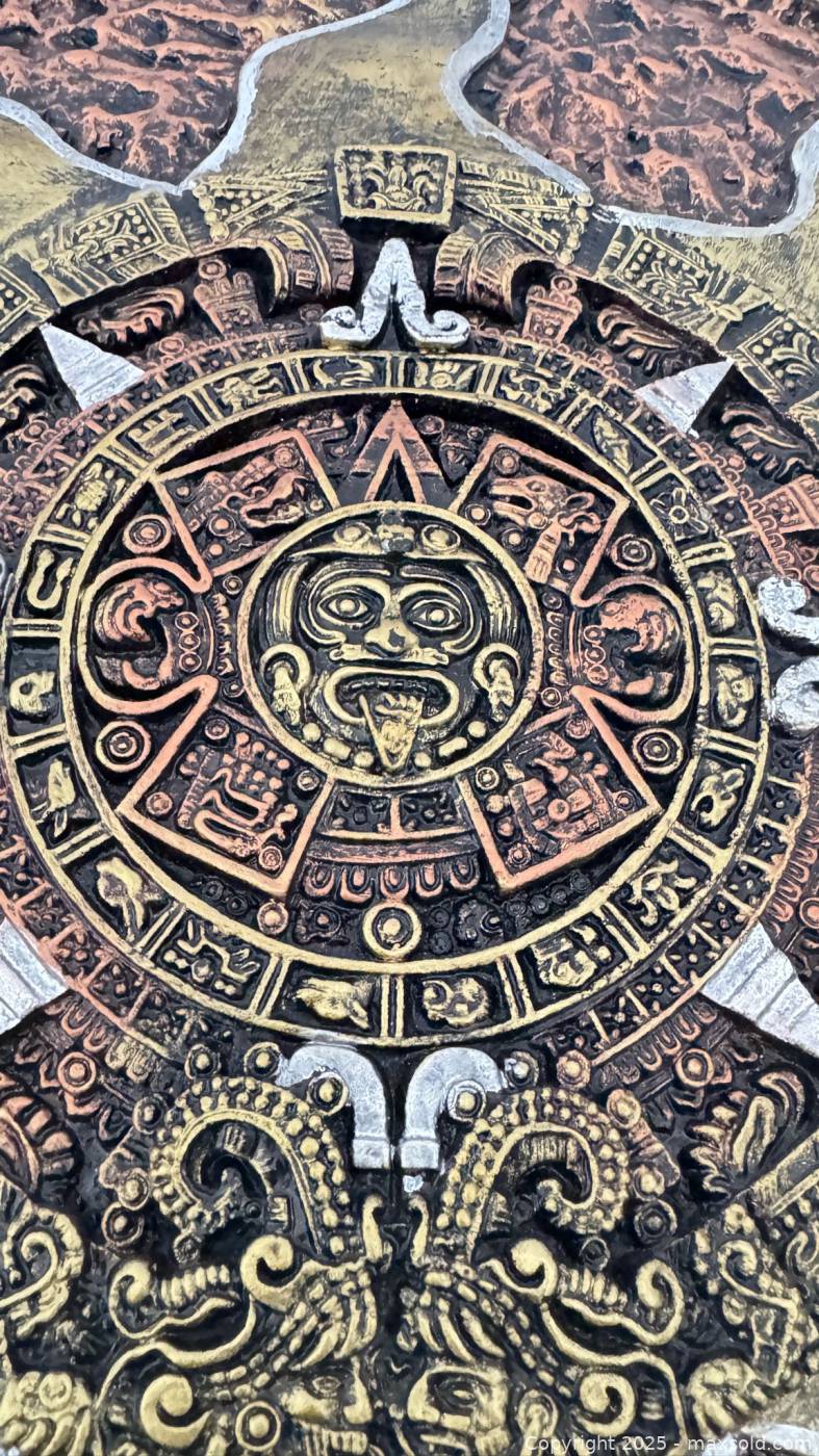 Large Aztec calendar wall hanging | Maxsold
