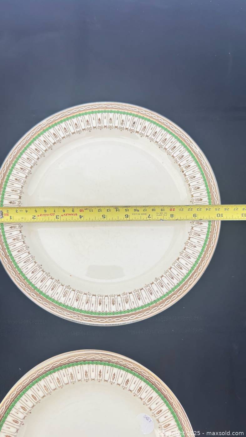 Wood & Sons Pall Mall plate set | Maxsold