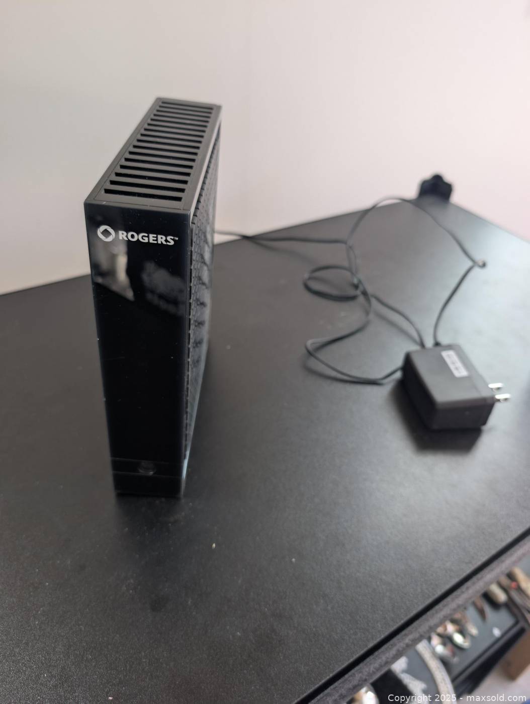 Hitron CGN3 Cable Modem With Adapter | Maxsold