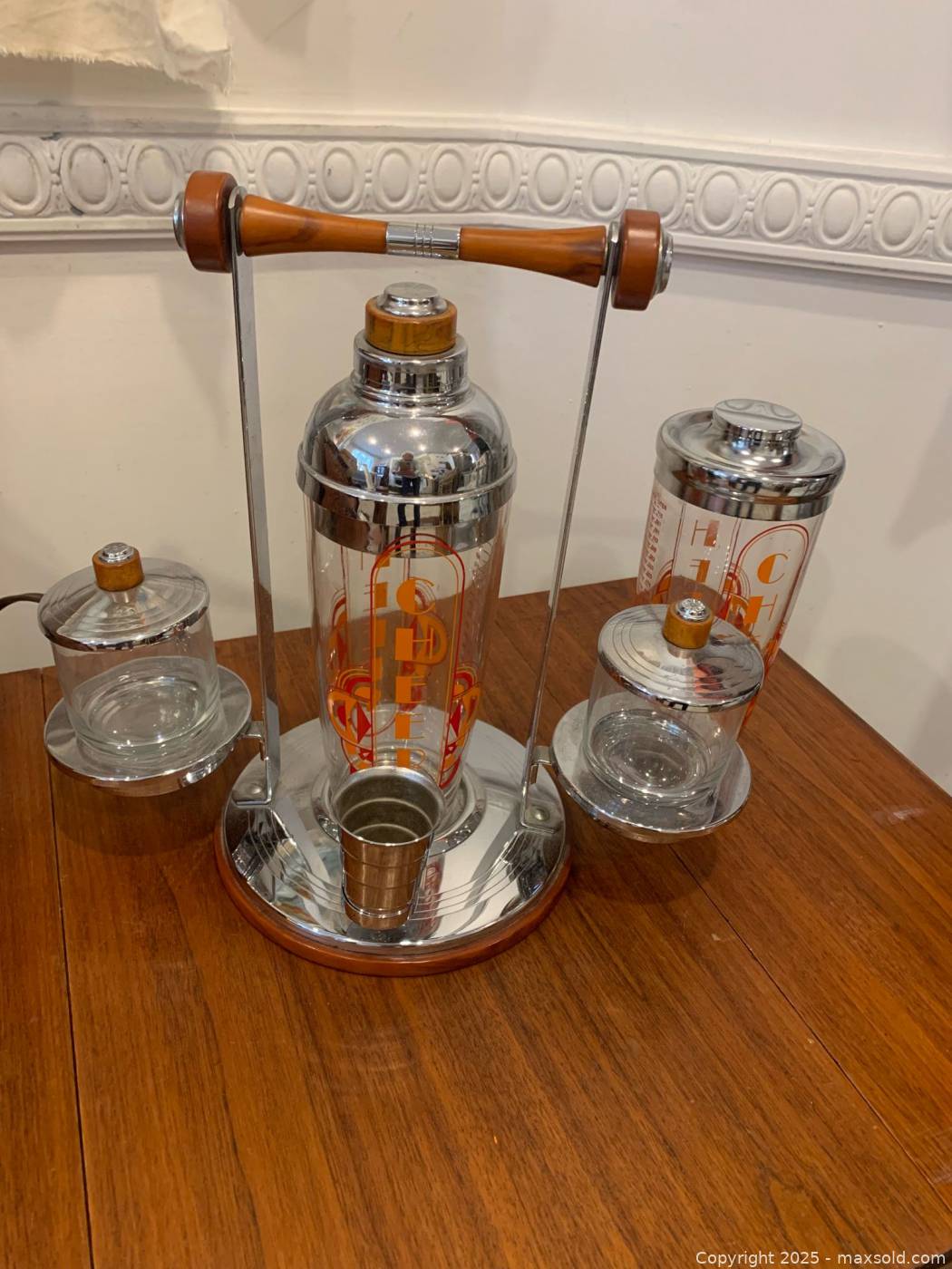 Vintage chrome and glass cocktail shaker set with stand | Maxsold