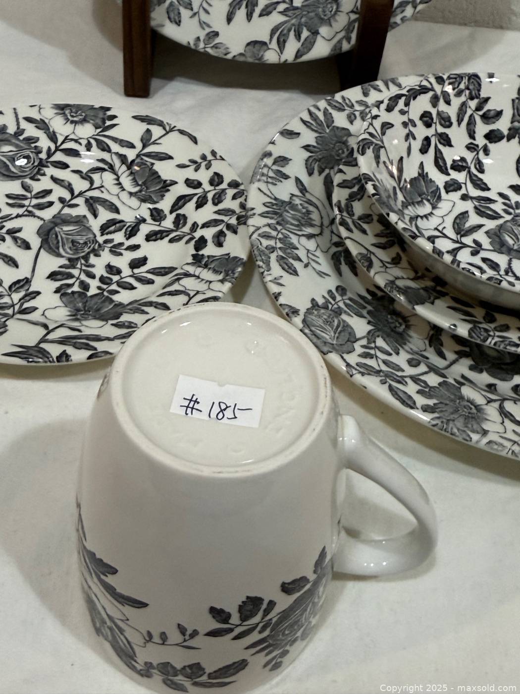6-Piece Churchill Black Peony Dinnerware | Maxsold