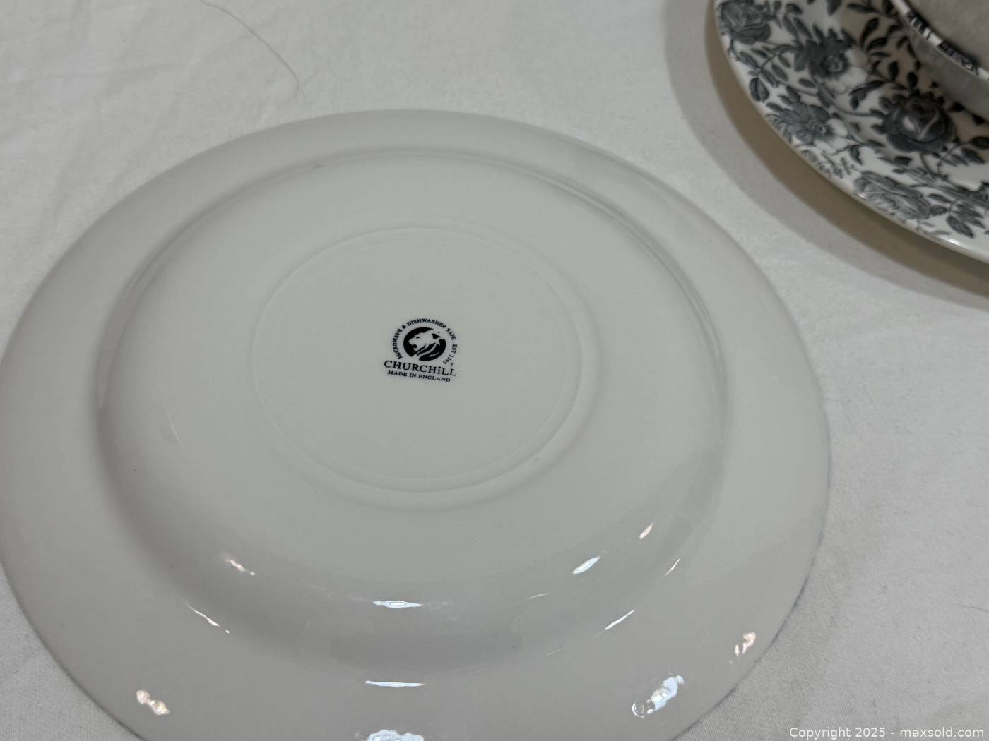 8pc Churchill Black Peony dinnerware | Maxsold