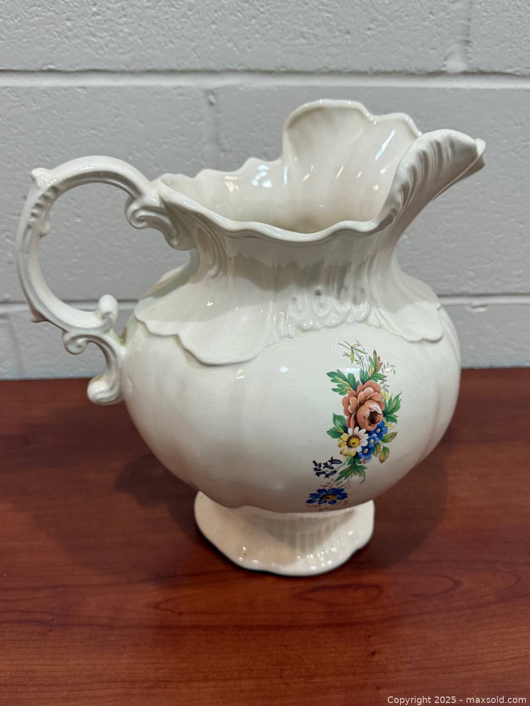 Vintage floral ceramic pitcher and washbowl set | Maxsold