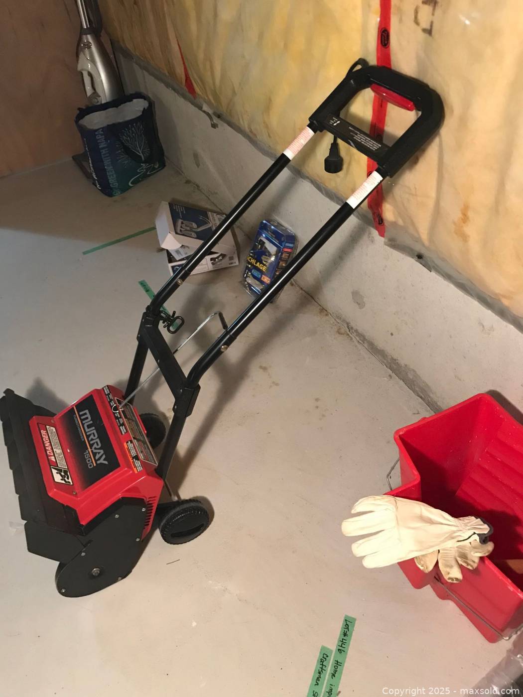 Murray 1500 electric snow thrower | Maxsold