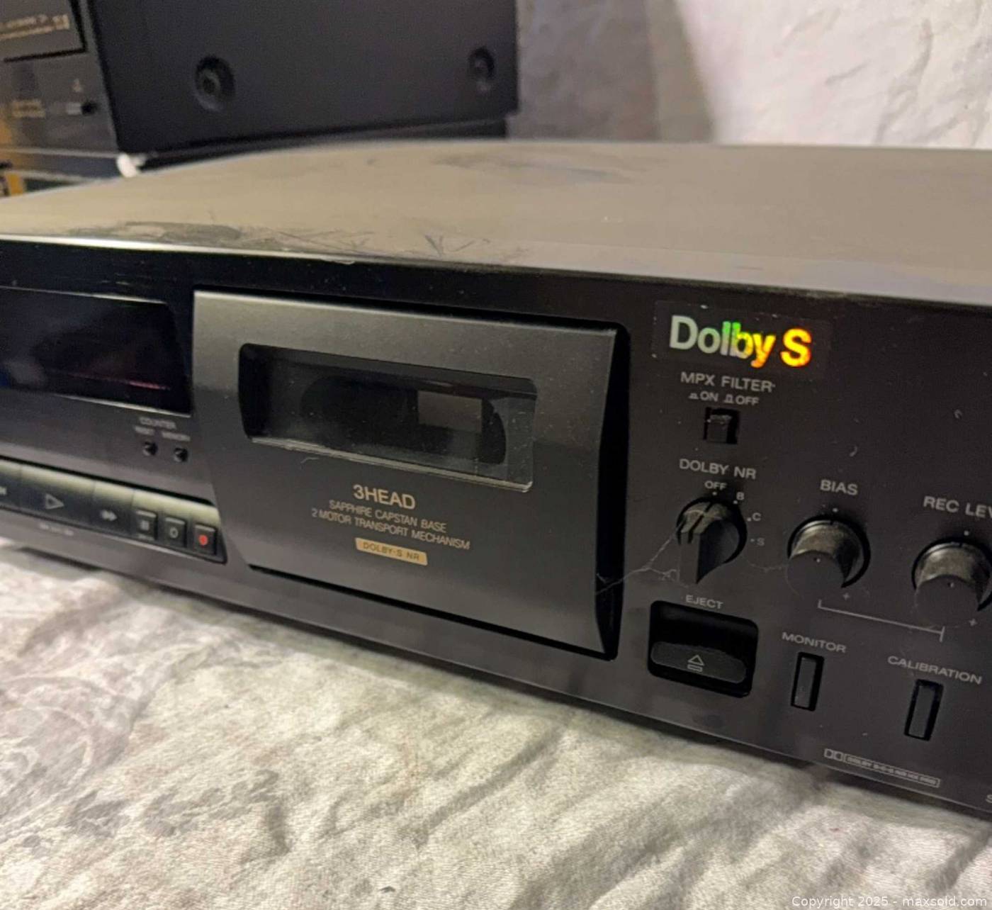 Sony, TEAC, GE, Kenwood audio components | Maxsold