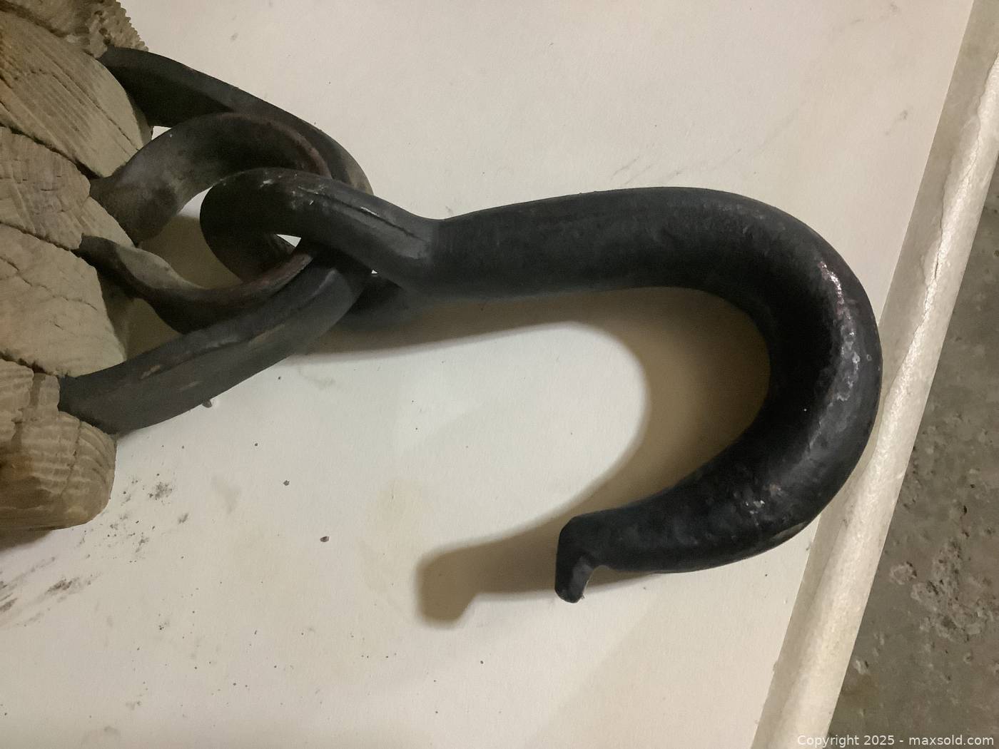 Antique wooden double-sheave pulley block with iron hook | Maxsold