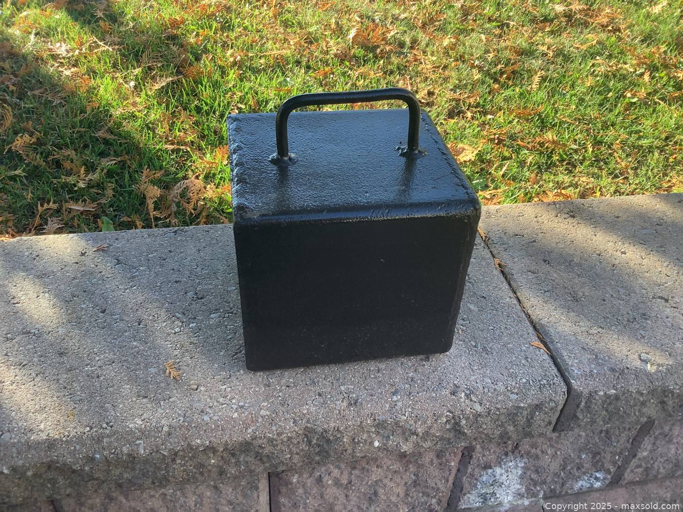 55 lb black metal cube anchor weight | Maxsold
