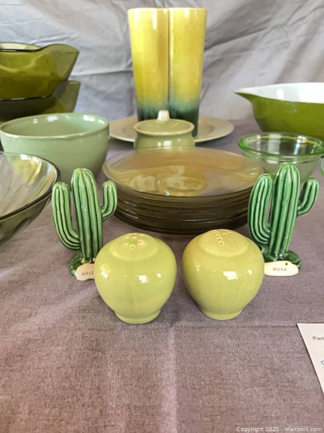 Pyrex green Cinderella bowl, assorted green glass and ceramic tableware ...