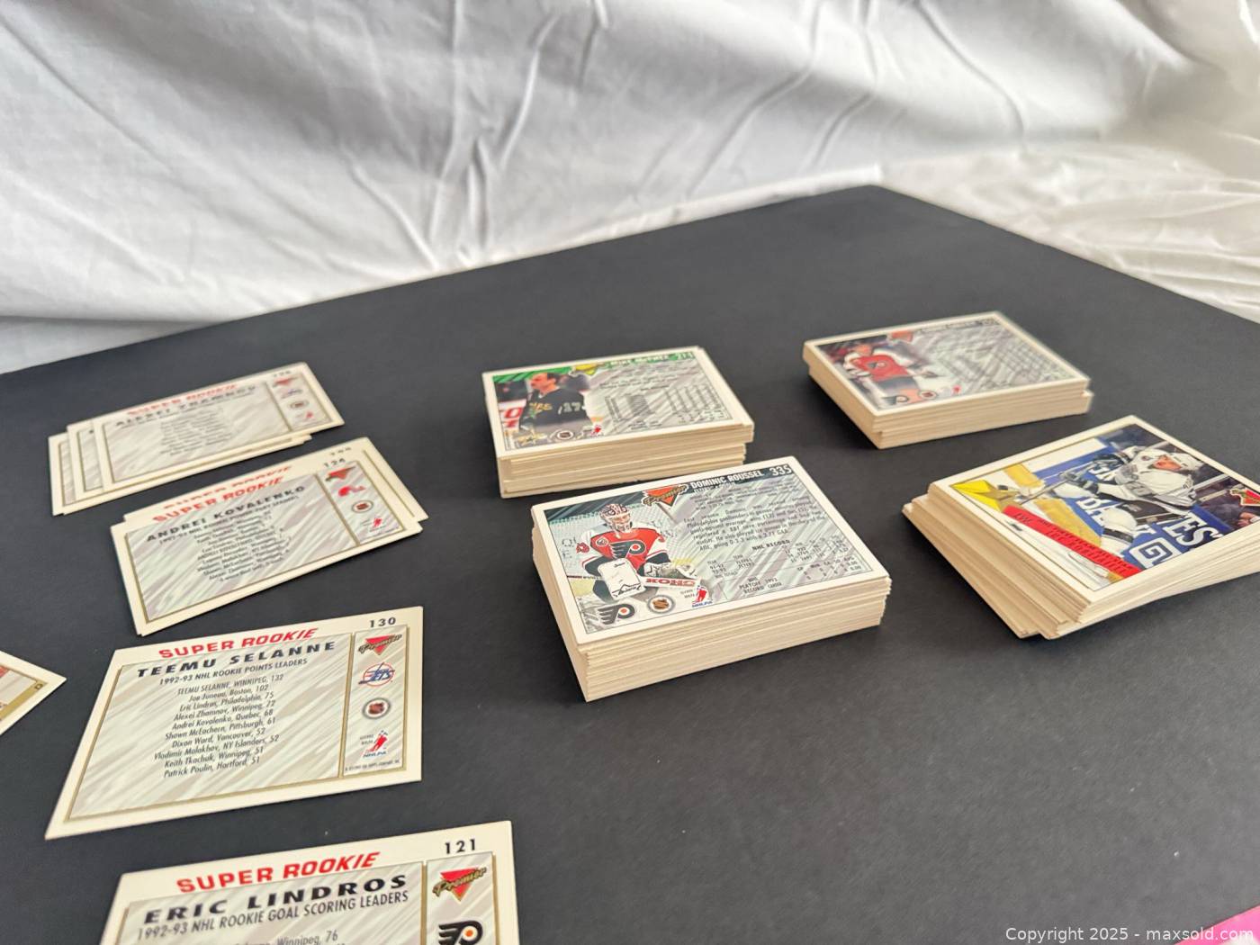 Early 1990s NHL trading cards 50-100 | Maxsold