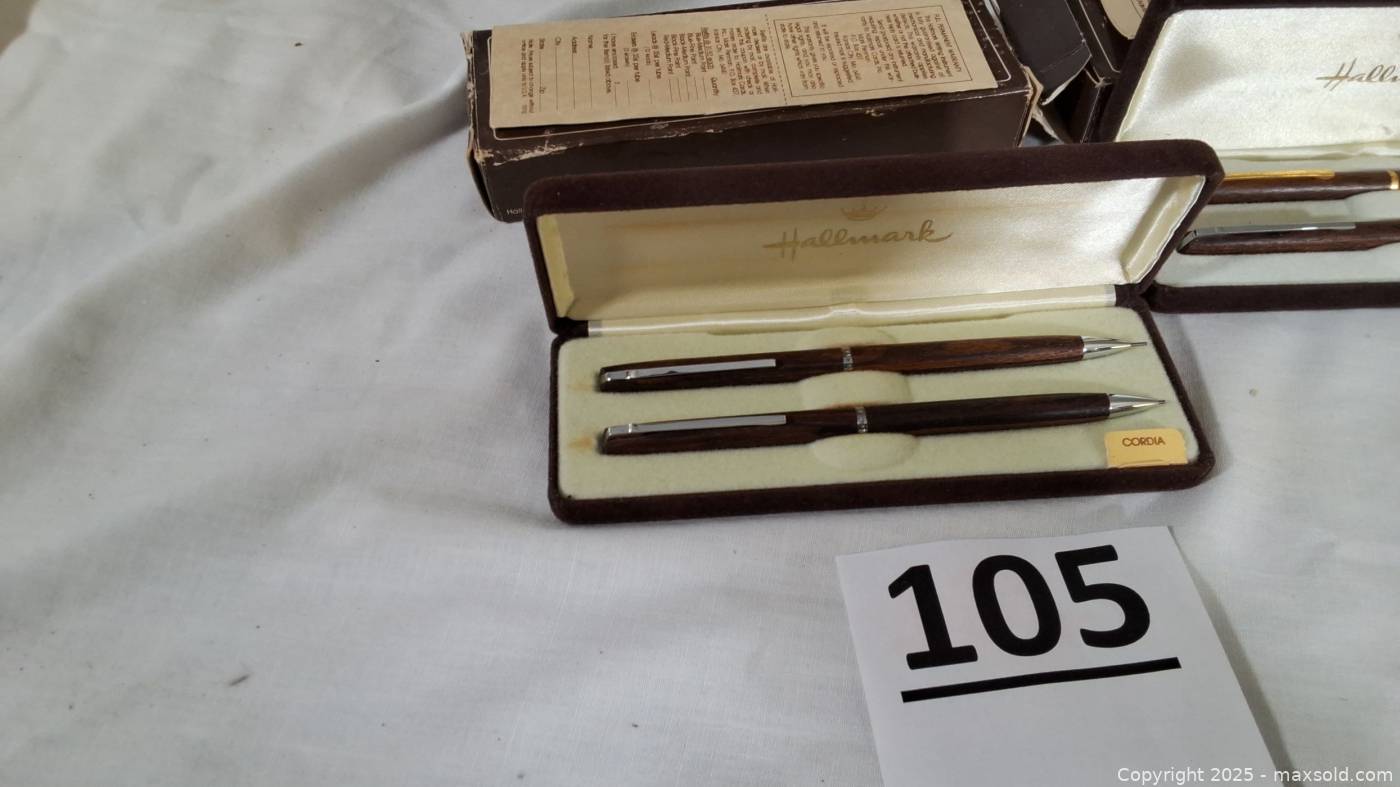 Hallmark Cordia pen and pencil sets with Parker pens | Maxsold