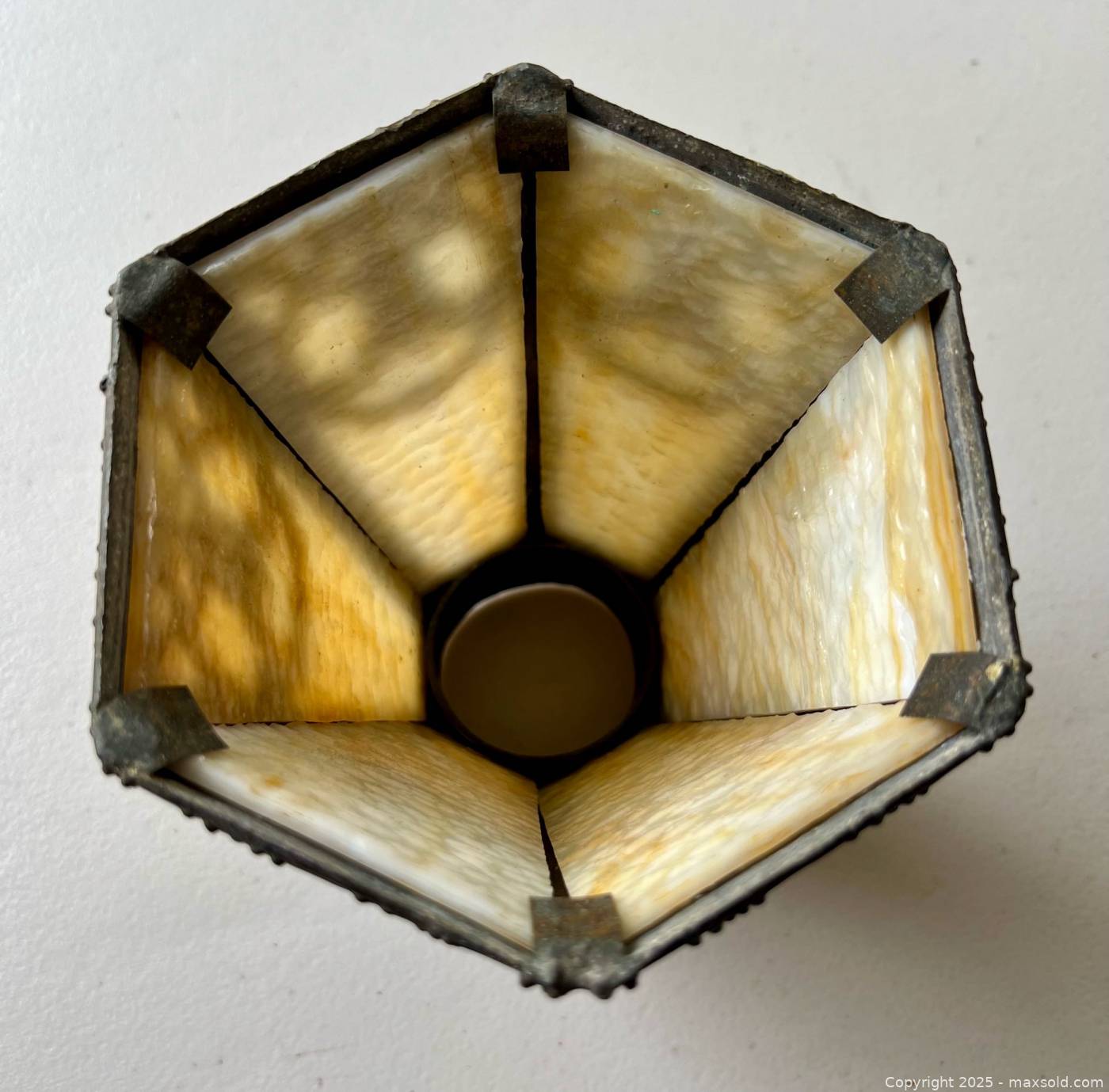 Antique caramel slag glass lamp shade | Maxsold