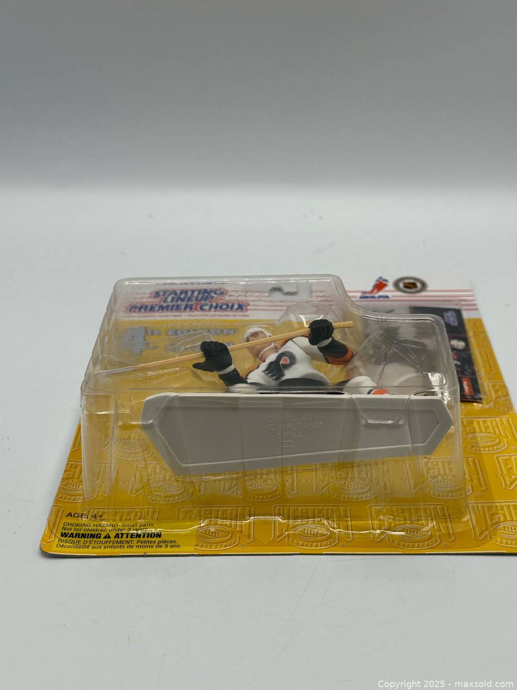 1996 Eric Lindros Philadelphia Flyers action figure | Maxsold