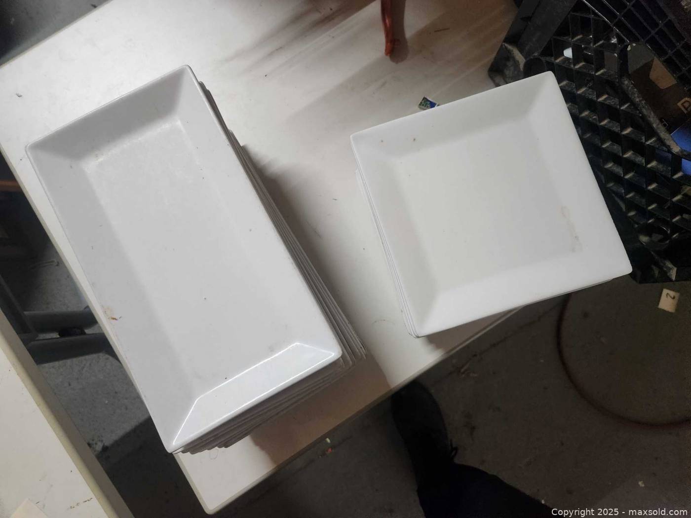 CAC China rectangular & square plates | Maxsold