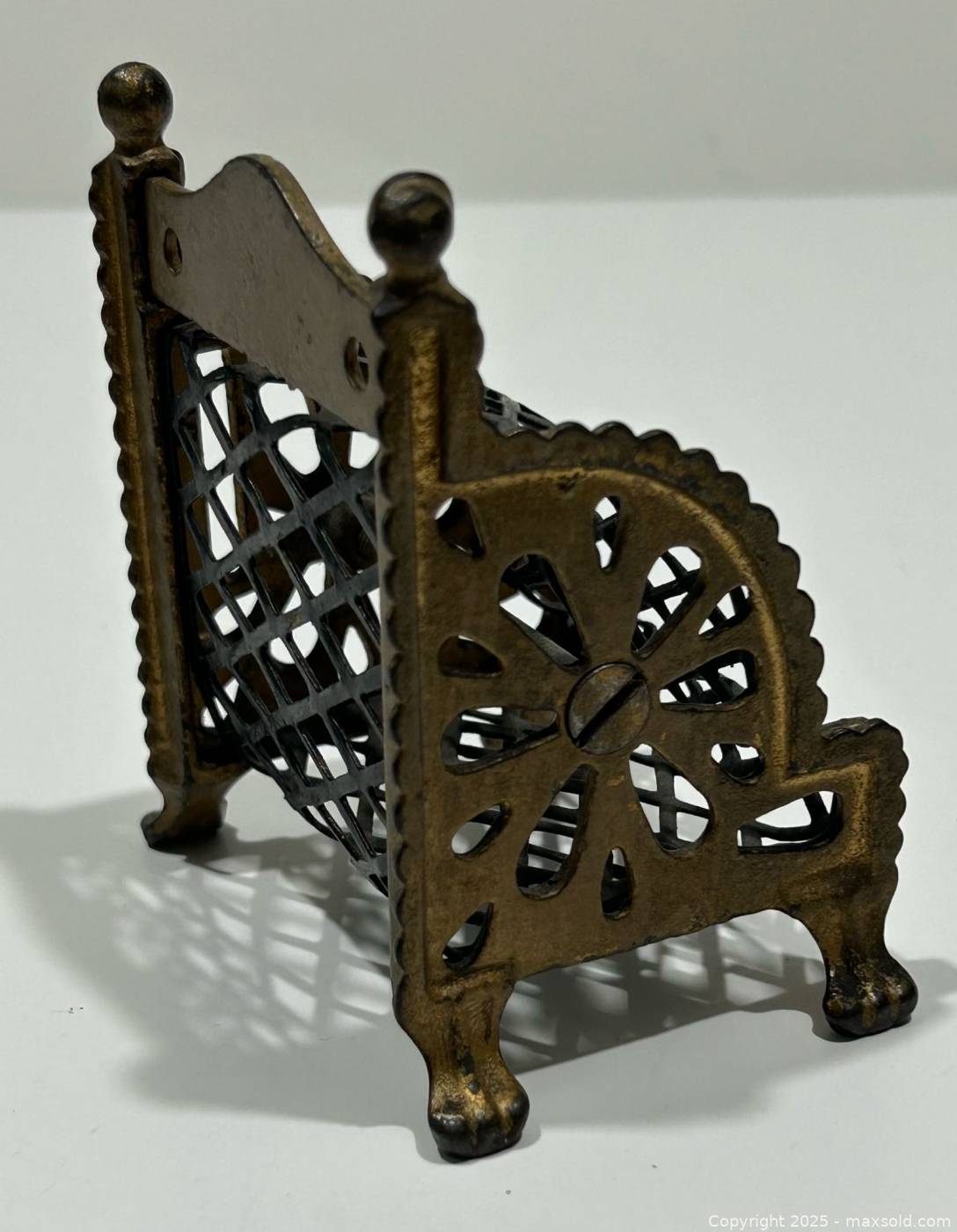 Arcade cast iron mesh cash register coin bank | Maxsold