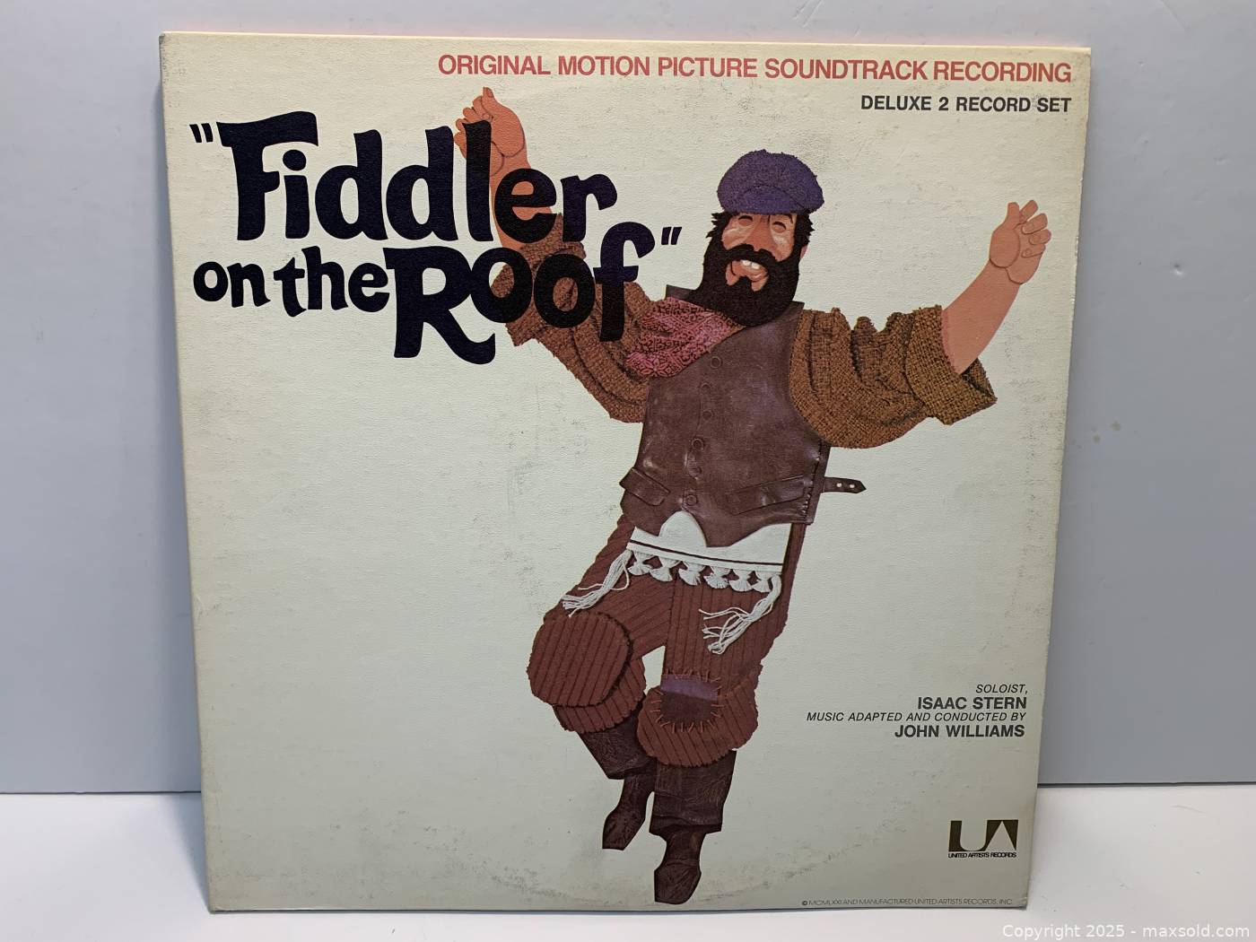 Fiddler on the Roof soundtrack 2-LP set | Maxsold