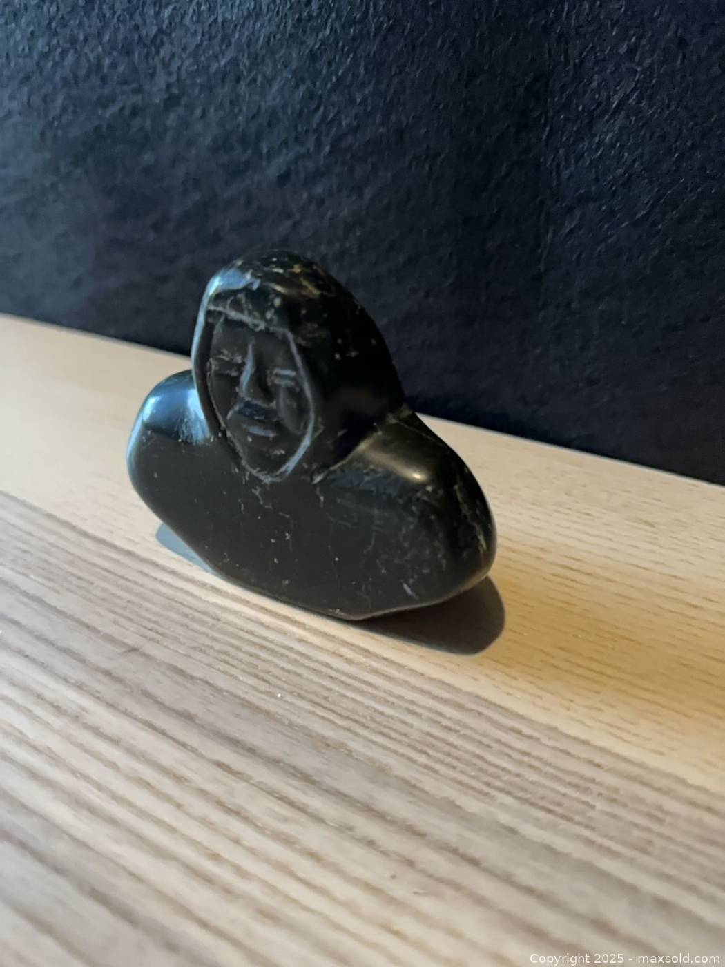Indigenous soapstone bust carving | Maxsold