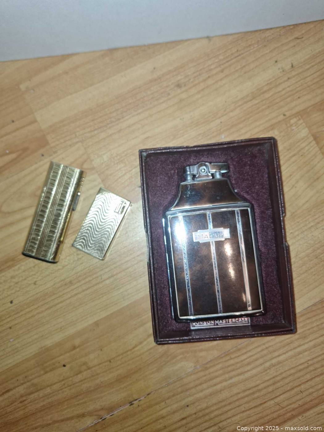Ronson Mastercase & gold-tone lighters | Maxsold