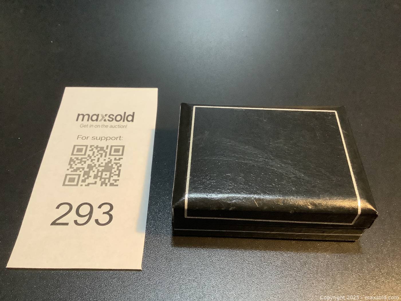 Colibri of London money clip watch | Maxsold