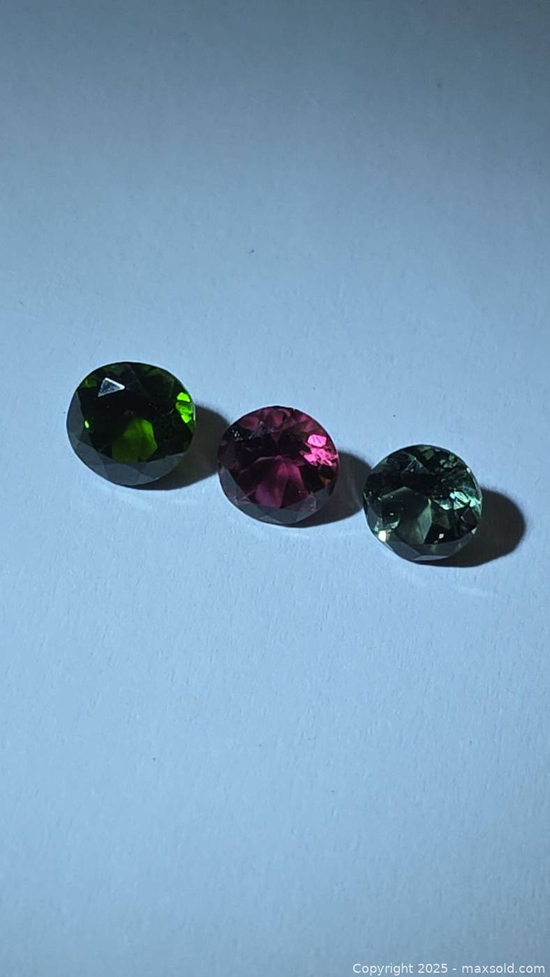 1.85ct Natural Multicolour Tourmaline Trio | Maxsold