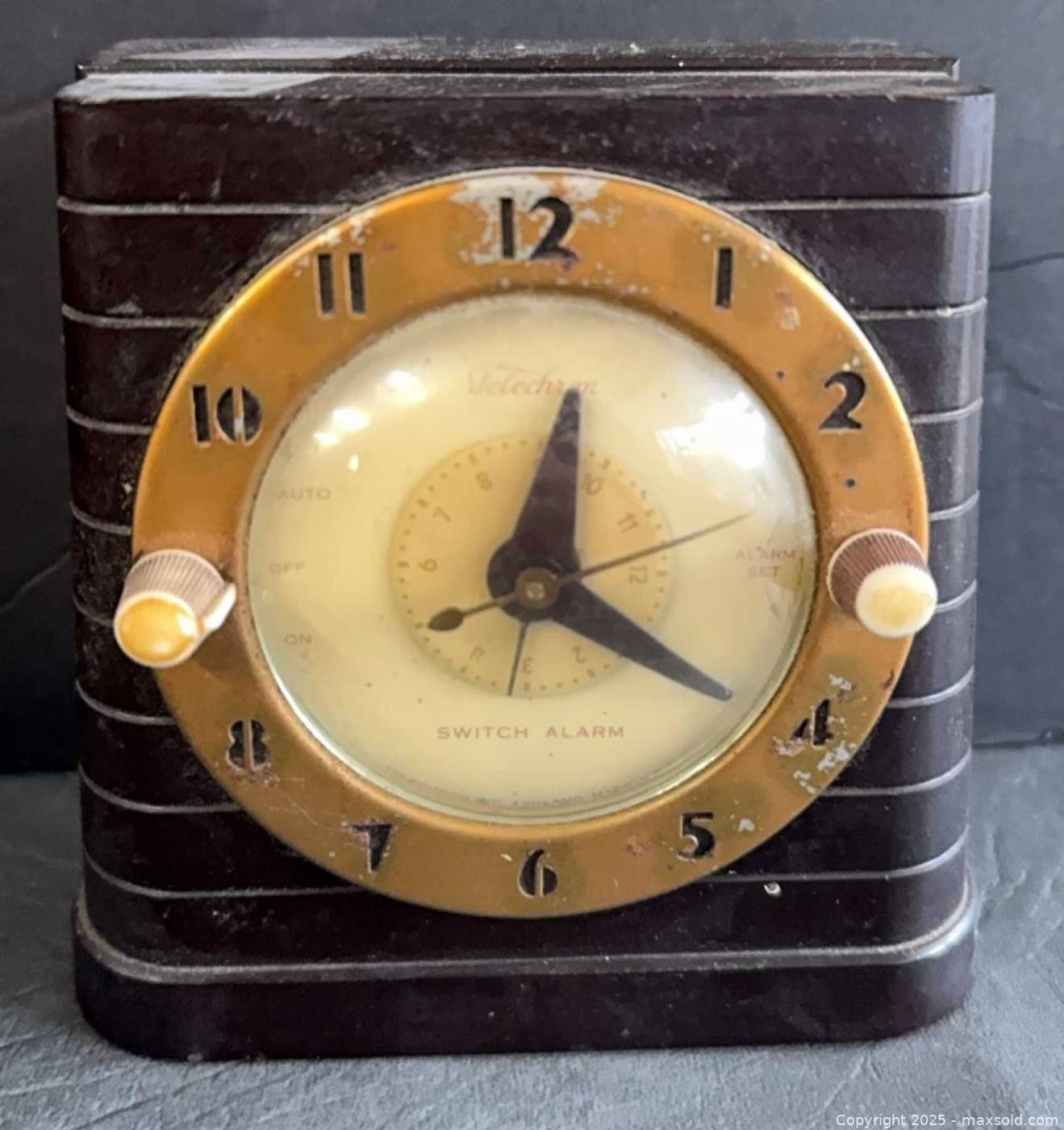 Bombay Company mantel clock plus six assorted vintage desk, wall and ...