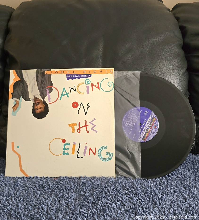 Lionel Richie Dancing On The Ceiling LP | Maxsold