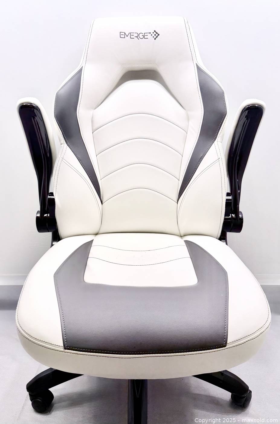 Emerge white and gray ergonomic office gaming chair | Maxsold