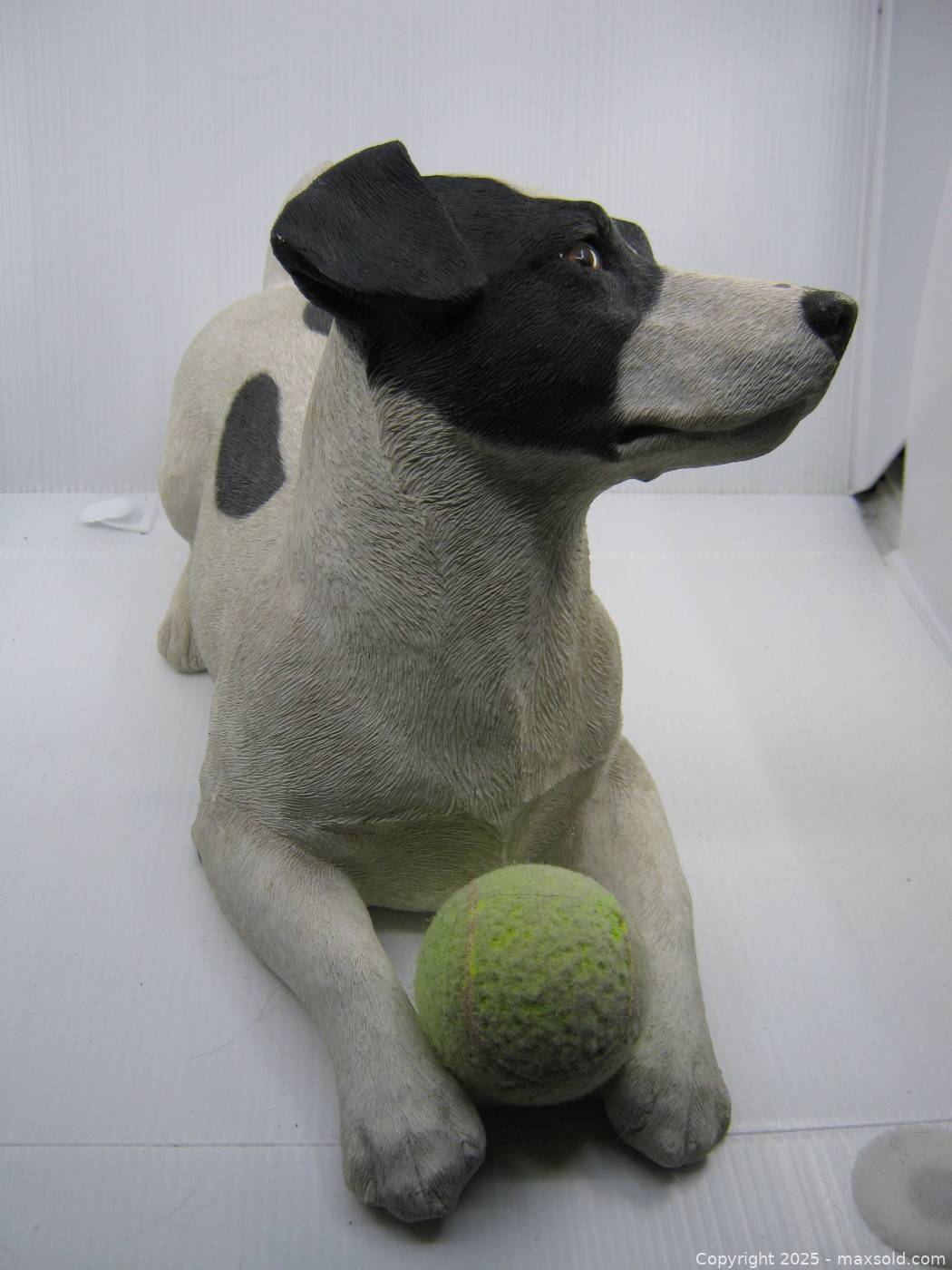 Sandicast Jack Russell Terrier dog sculpture | Maxsold
