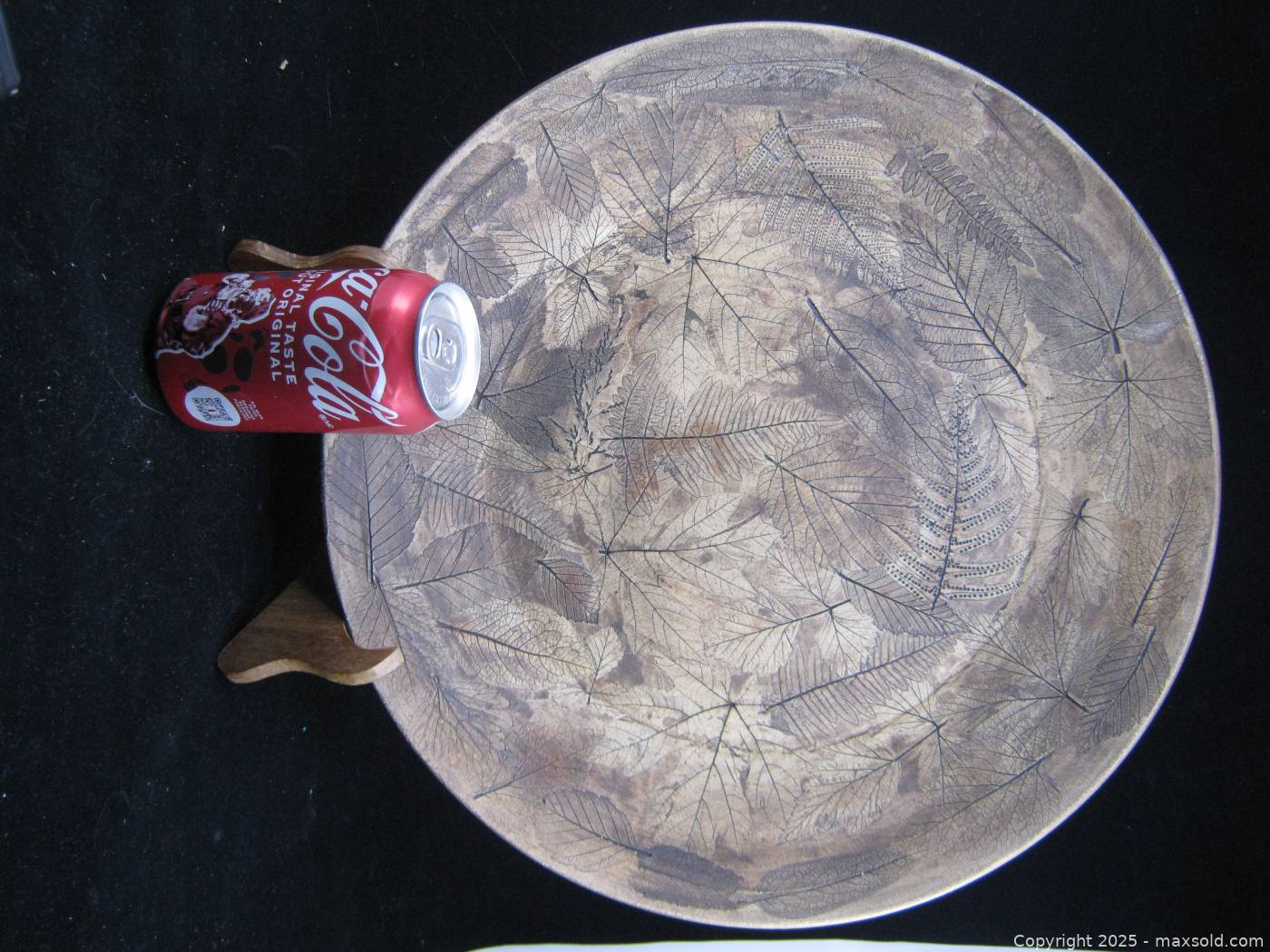 Scott Beardsley studio pottery charger | Maxsold