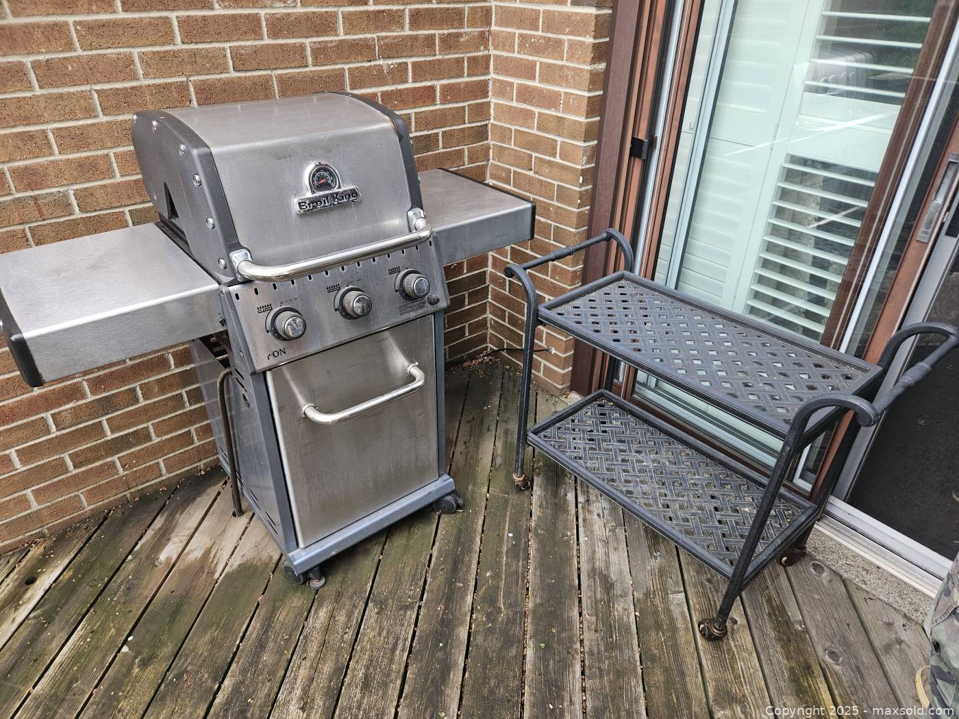 Broil King stainless gas BBQ with rolling utility cart | Maxsold