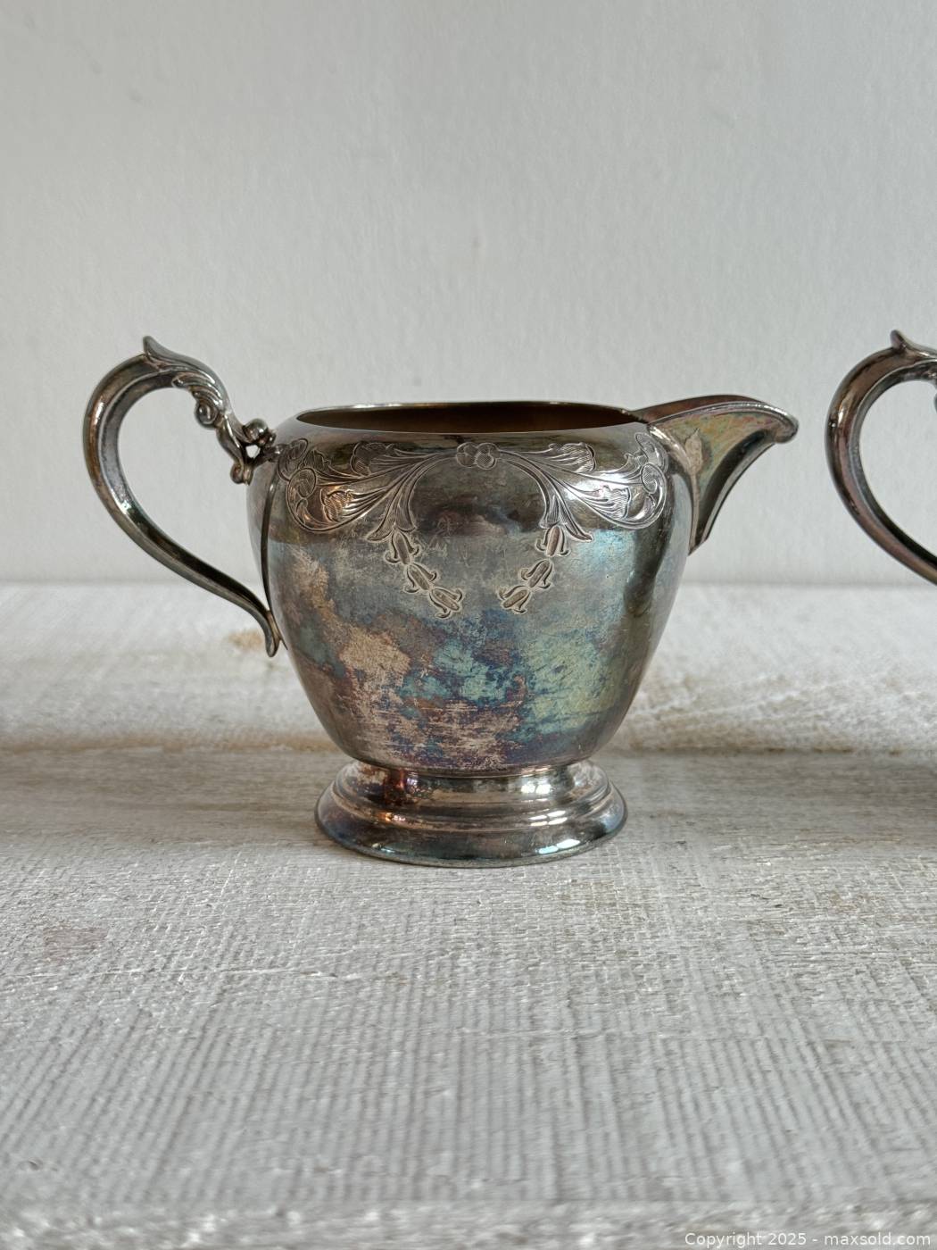 Vintage silver plate sugar and creamer pair | Maxsold