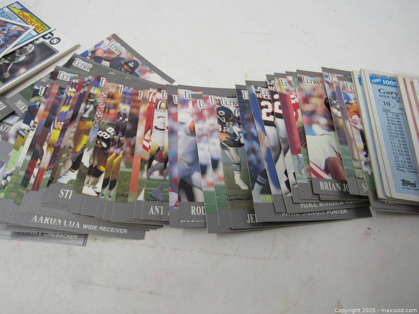 Assorted Vintage Football Trading Cards | Maxsold