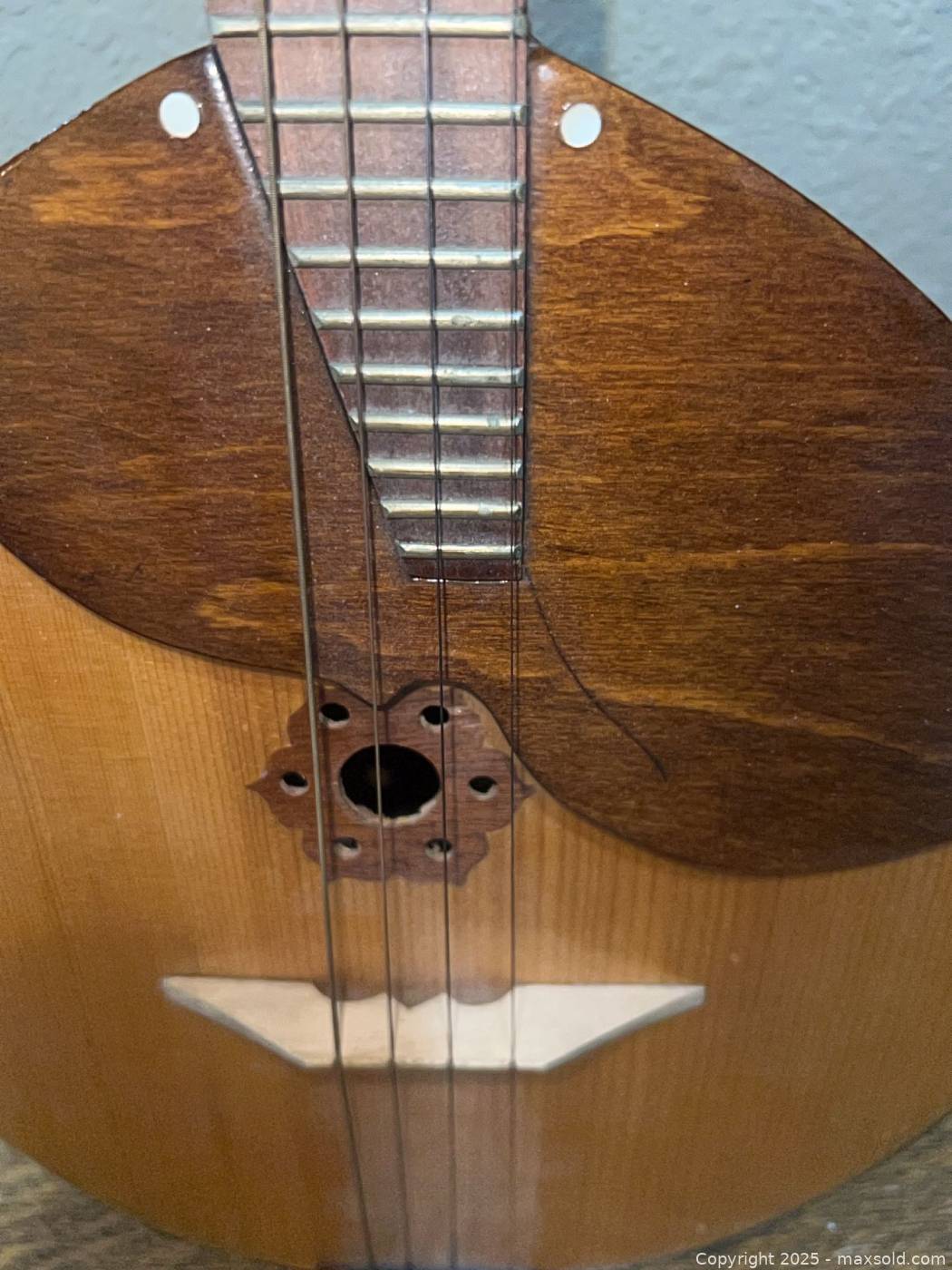 Domra Russian Folk 4-String Instrument | Maxsold