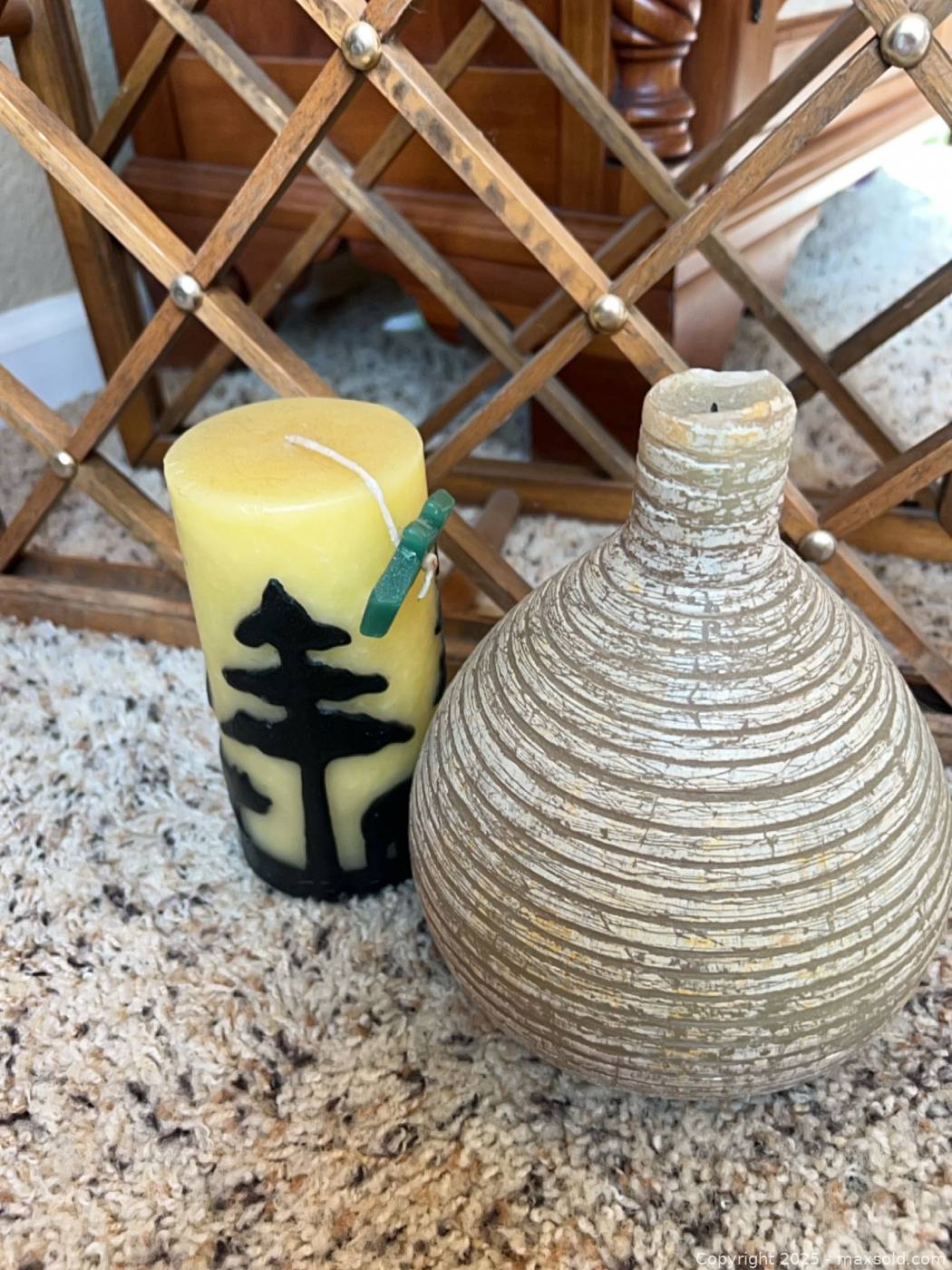 Pillar candles, metal 3-cup candle holder, wooden lattice wine rack ...