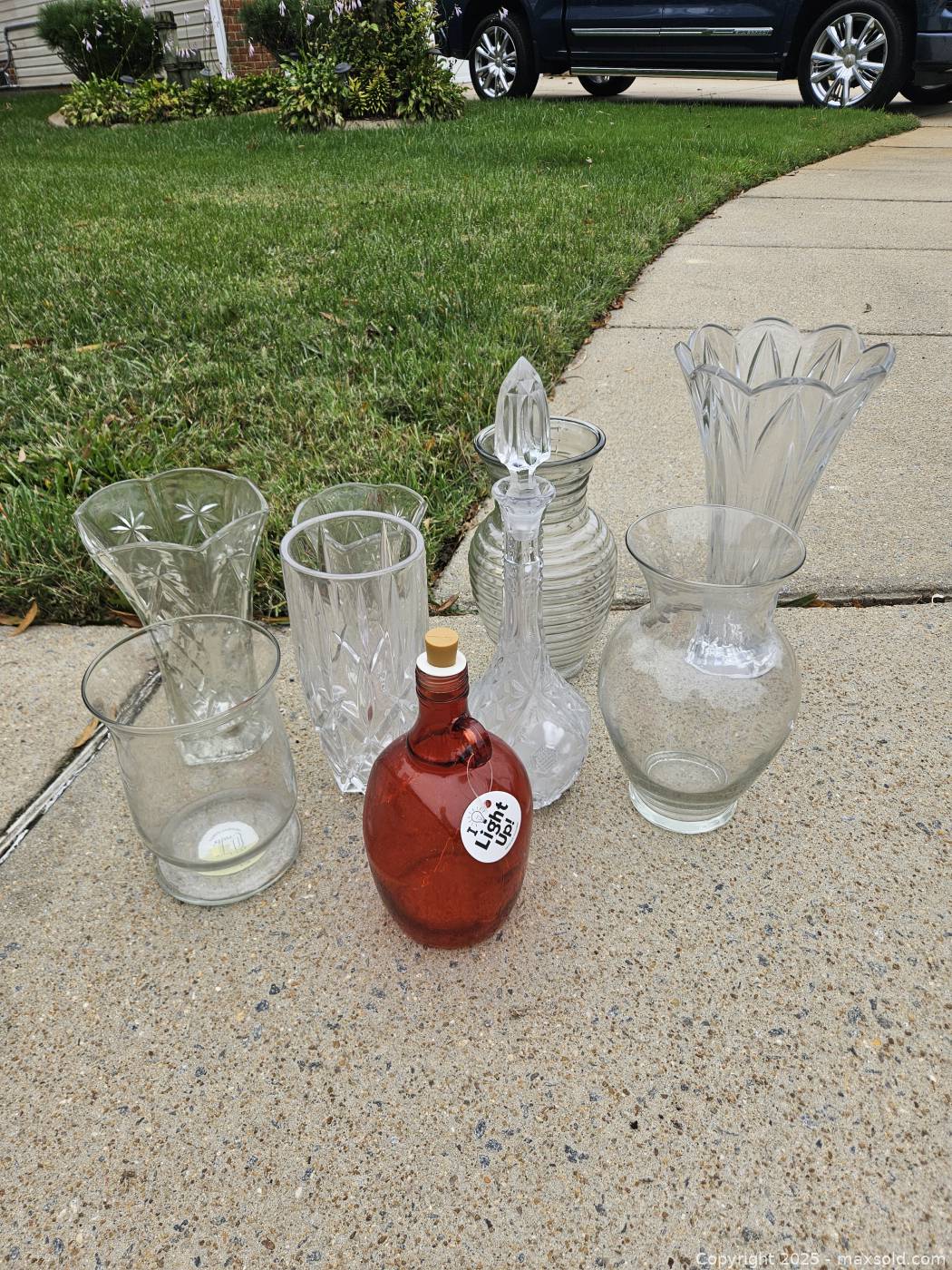 Glass vases, clear decanter, red light-up bottle (8) | Maxsold