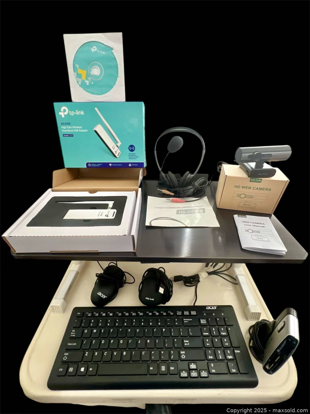 Computer accessories bundle Wi-Fi adapter keyboard mouse webcam headset stand | Maxsold