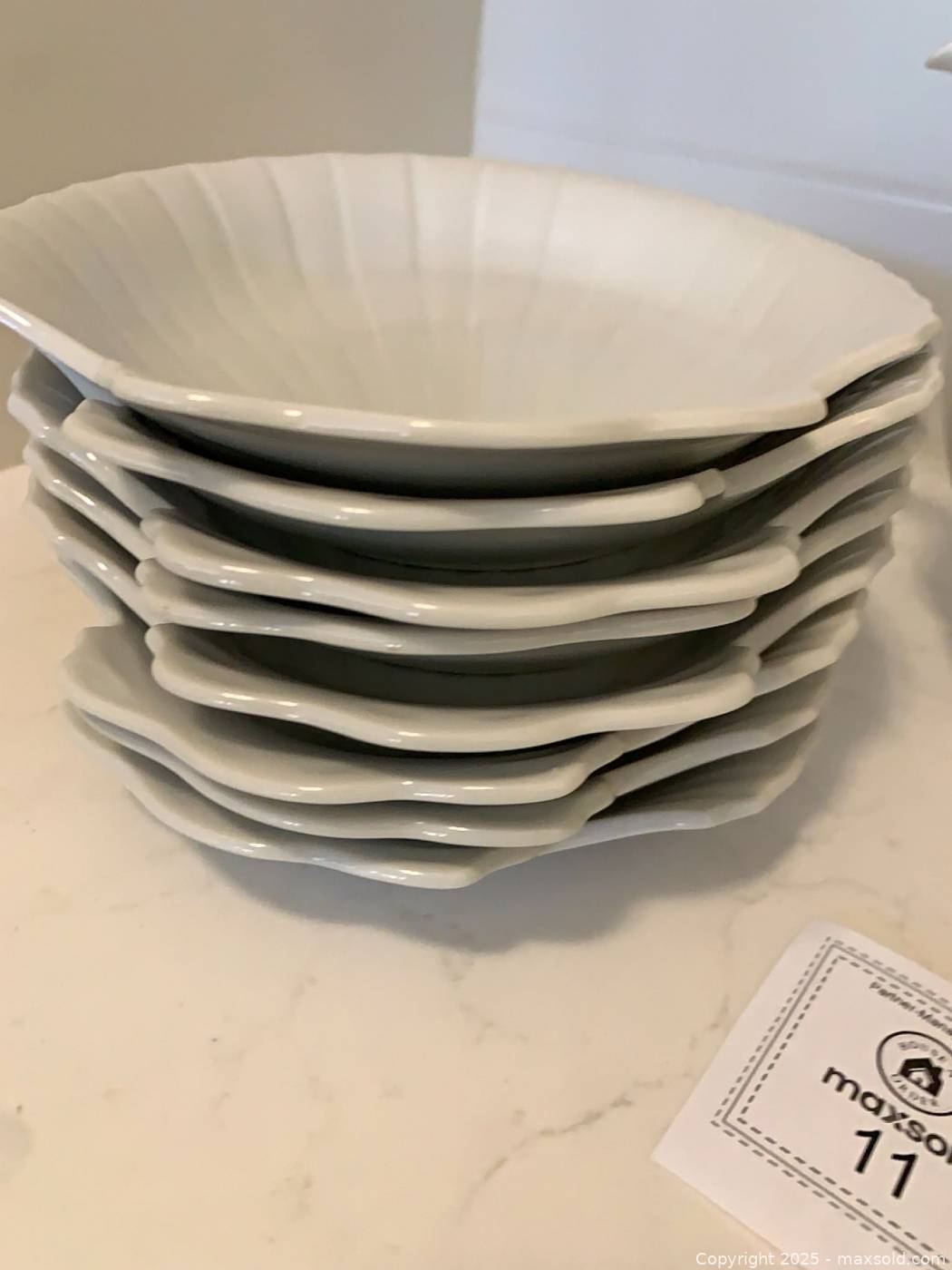 Scallop Shell Dishes & Royal Doulton Teapot | Maxsold