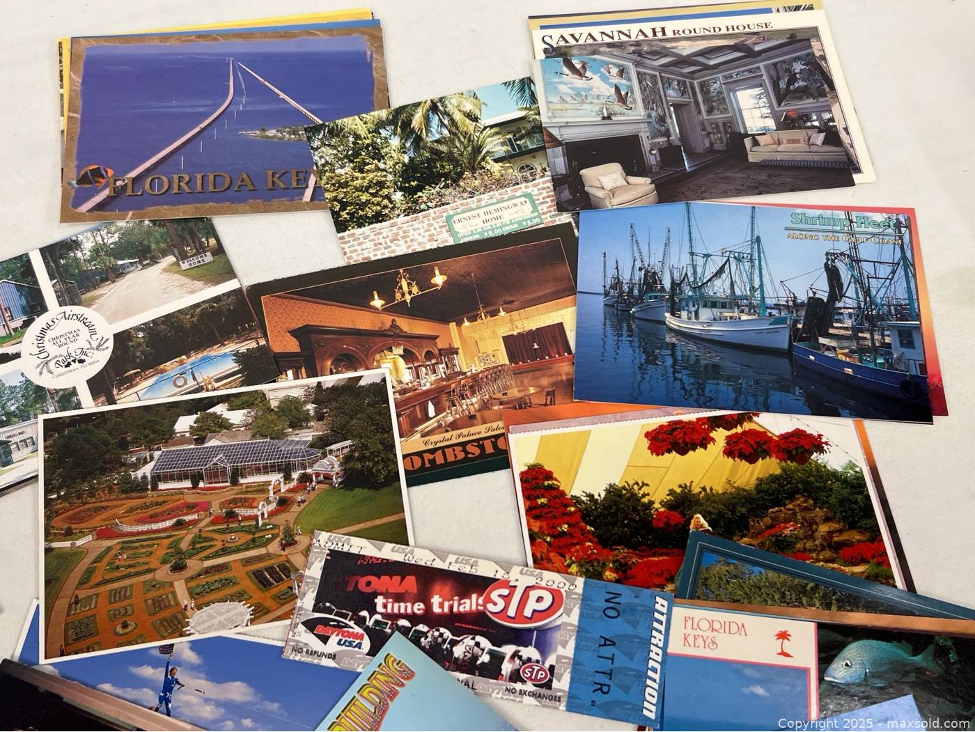 U.S. travel chrome postcards lot | Maxsold