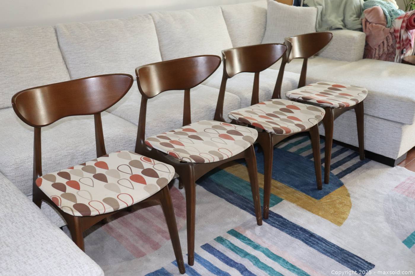 Set of four mid-century modern walnut chairs | Maxsold