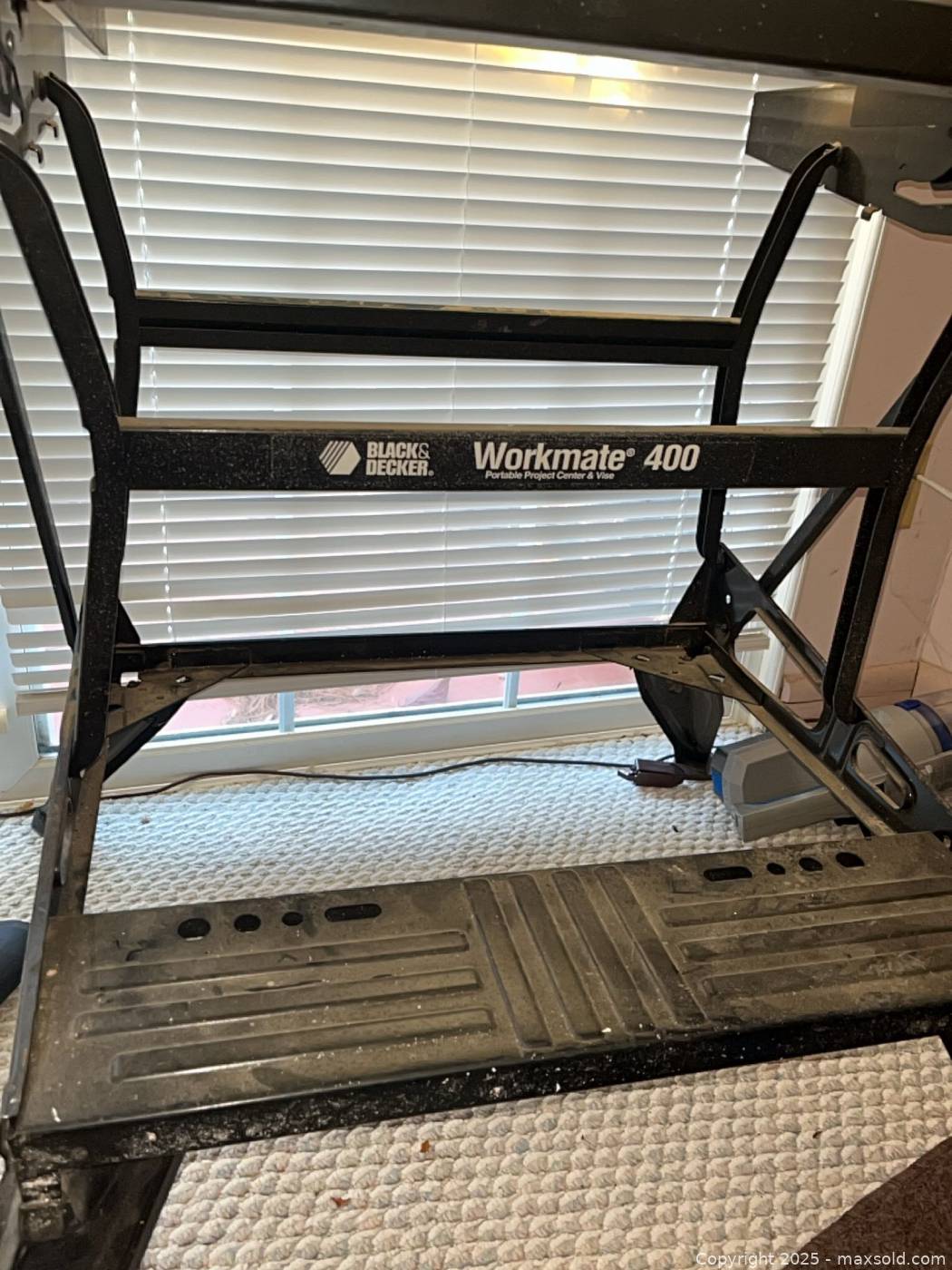 Black & Decker Workmate 400 foldable workbench | Maxsold