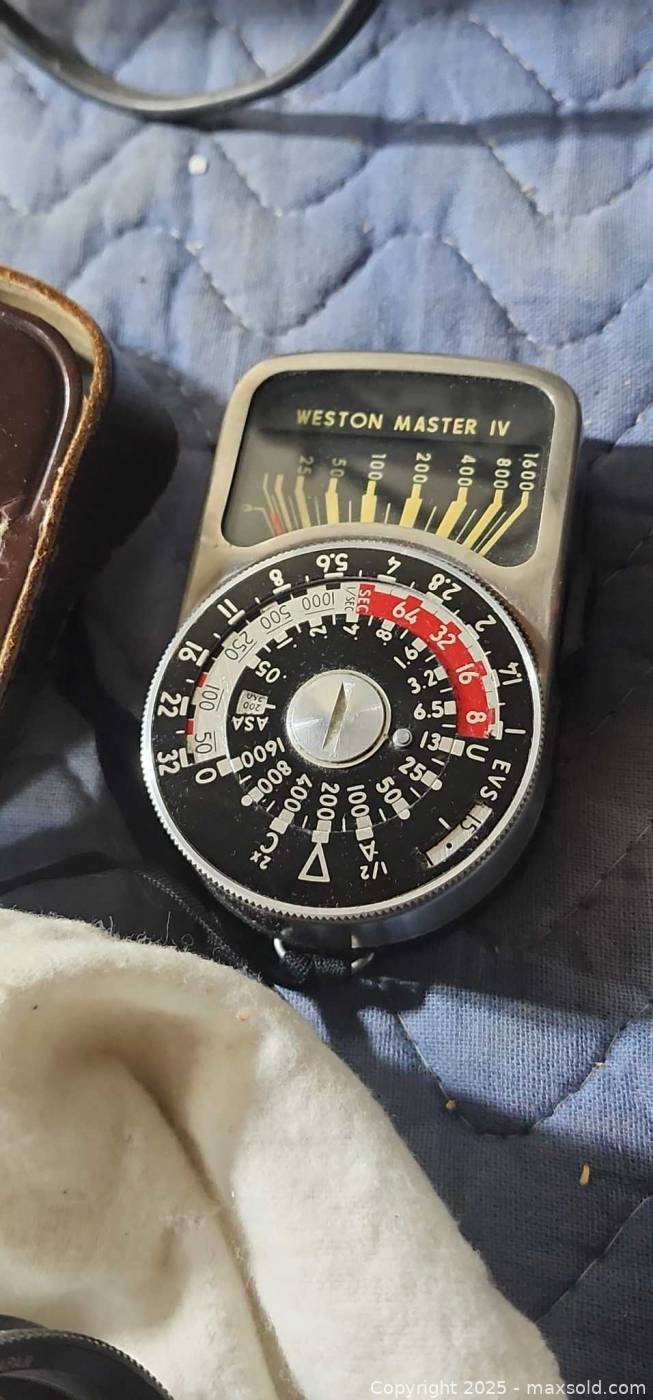Weston Master IV light meter | Maxsold
