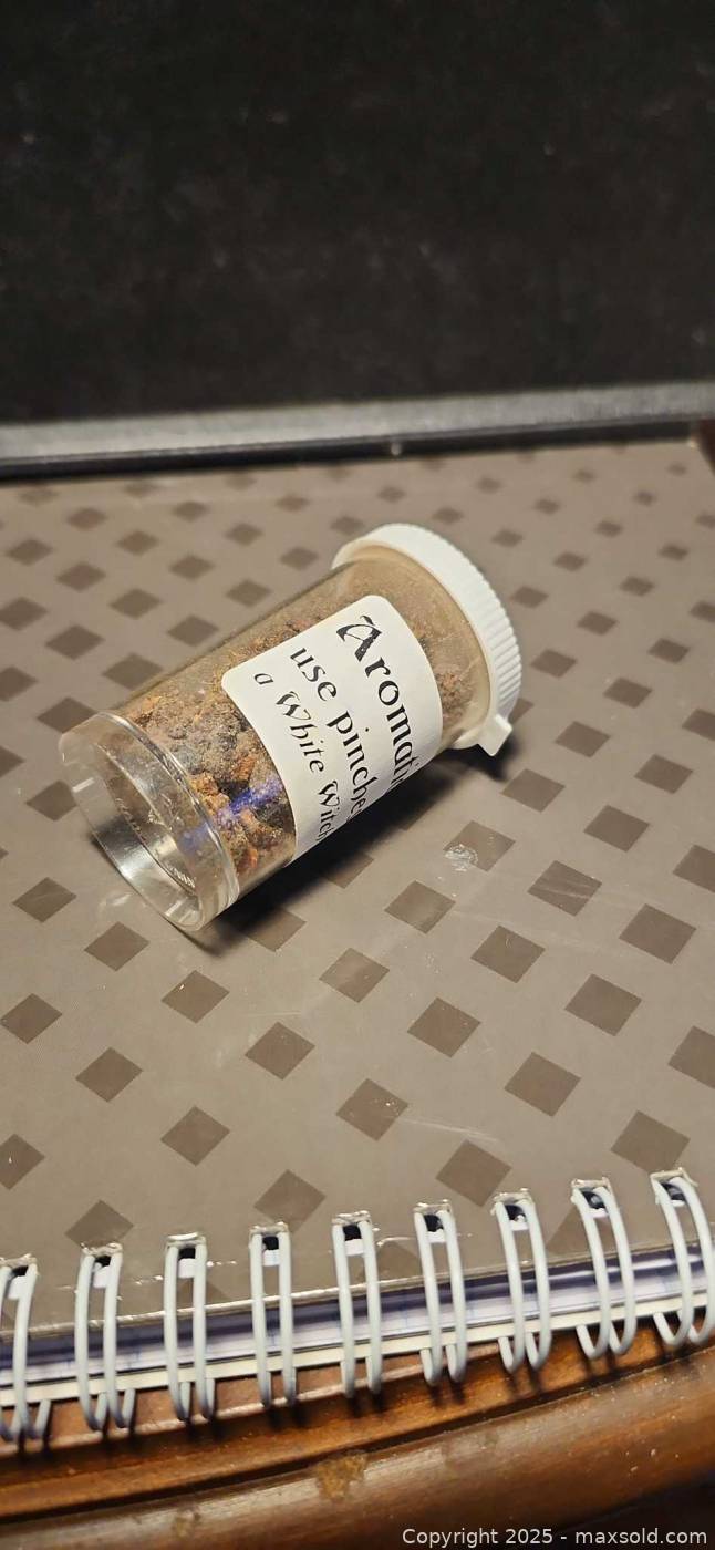 Aromatic Myrrh Resin Vial | Maxsold